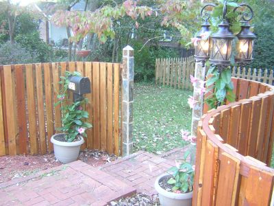 Build a Curved Wooden Fence : 3 Steps (with Pictures) - Instructables