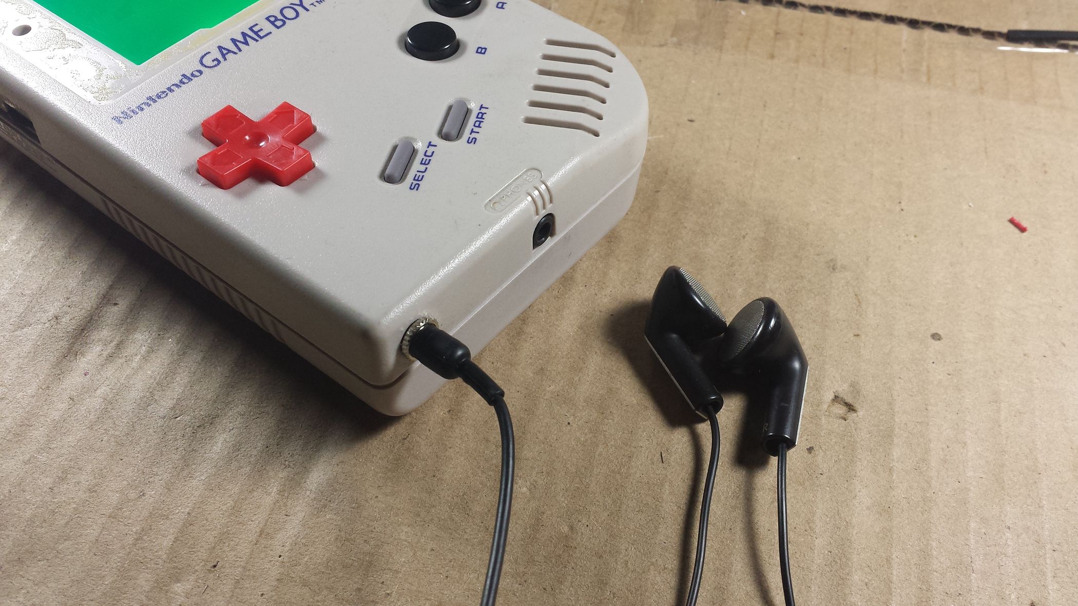 Game Boy 3.5mm Pro Sound DIY - Instructables