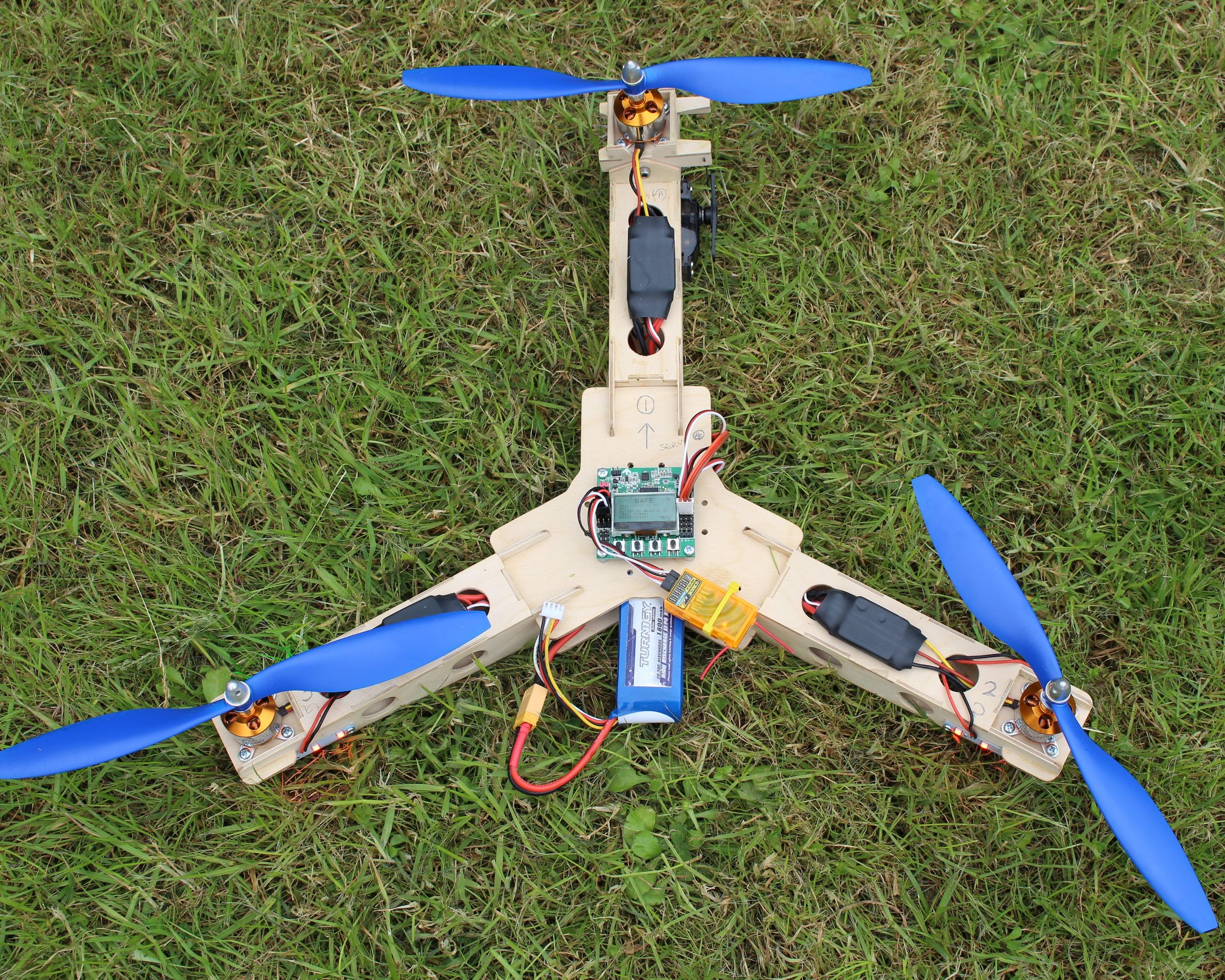 Simple Plywood Tricopter. : 6 Steps (with Pictures) - Instructables