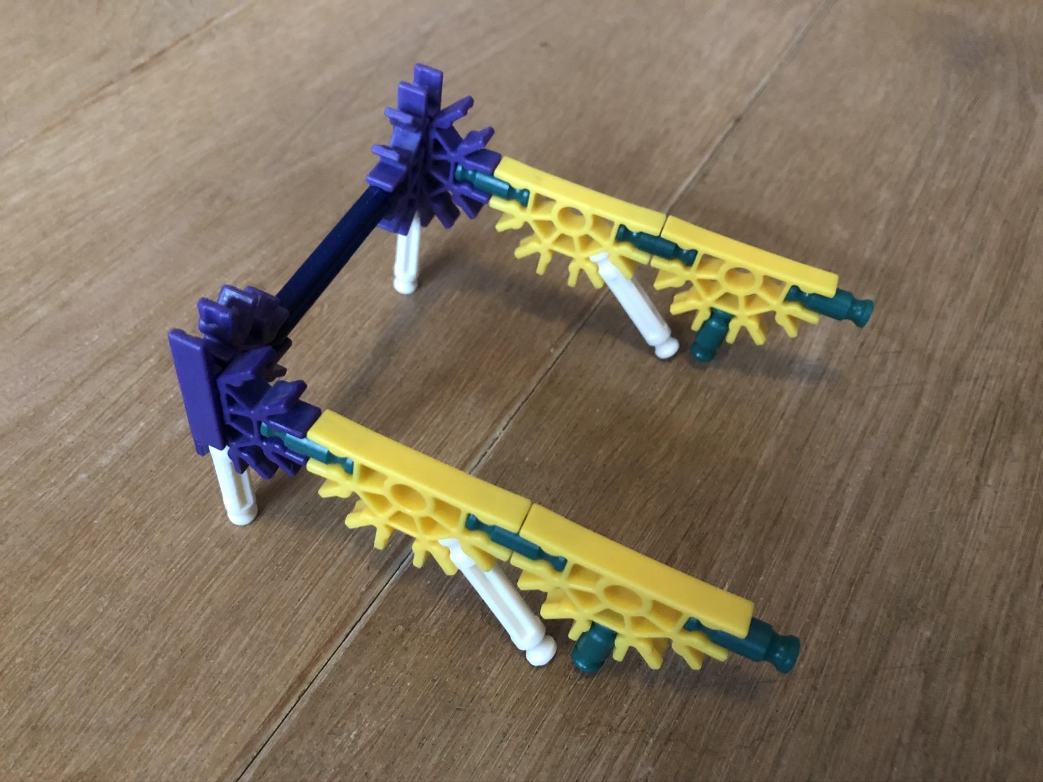 4-way Path Seperator for Knex Ball Machines : 11 Steps - Instructables