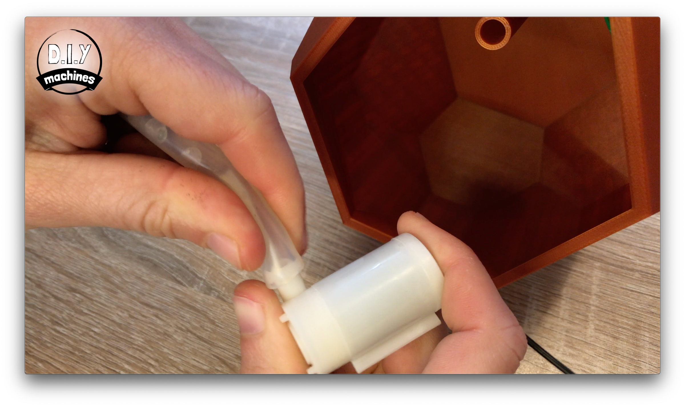 Automatic Smart Plant Pot - (DIY, 3D Printed, Arduino, Self Watering ...