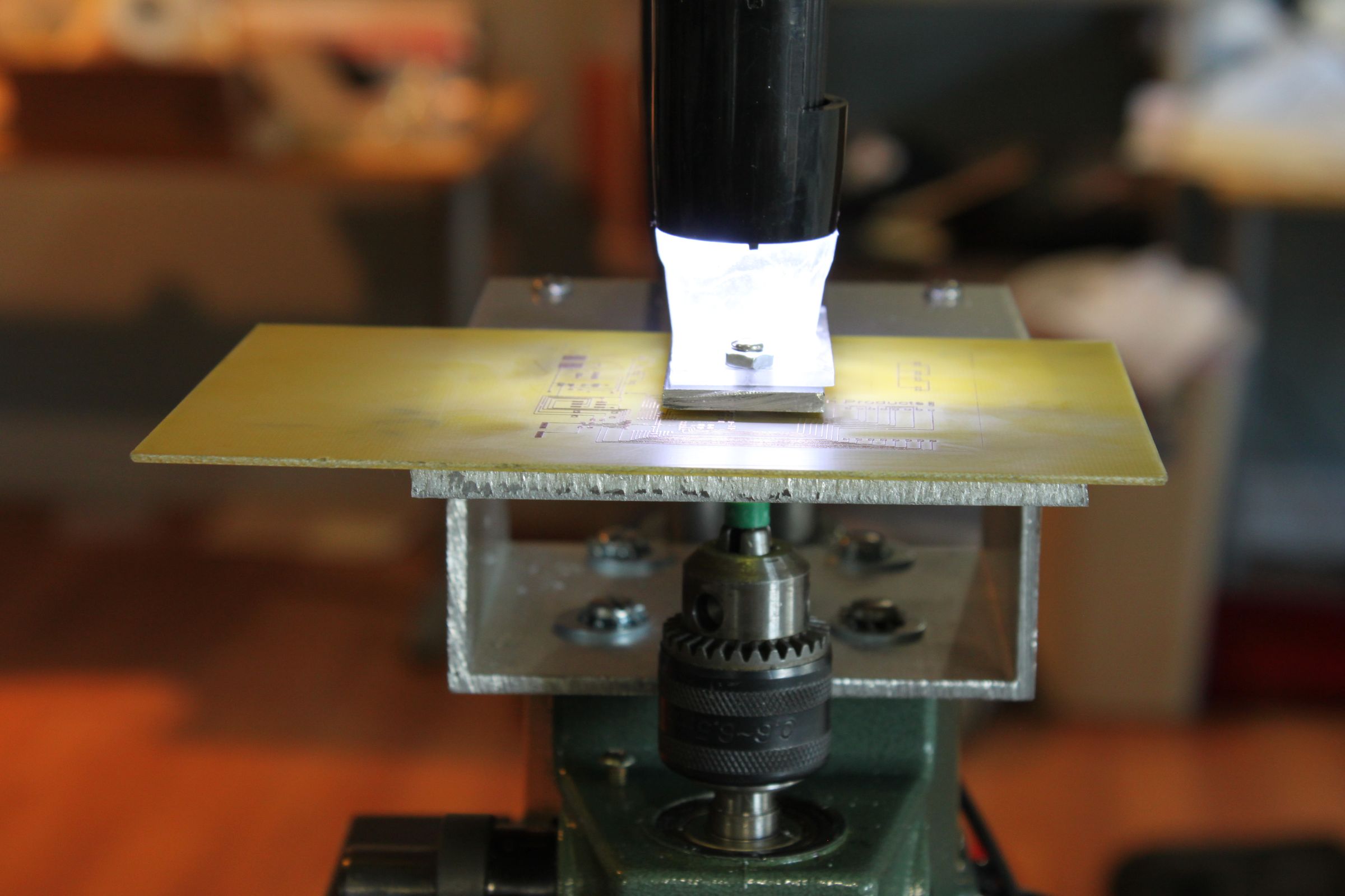 USB Microscope Guided PCB Drill : 10 Steps (with Pictures) - Instructables