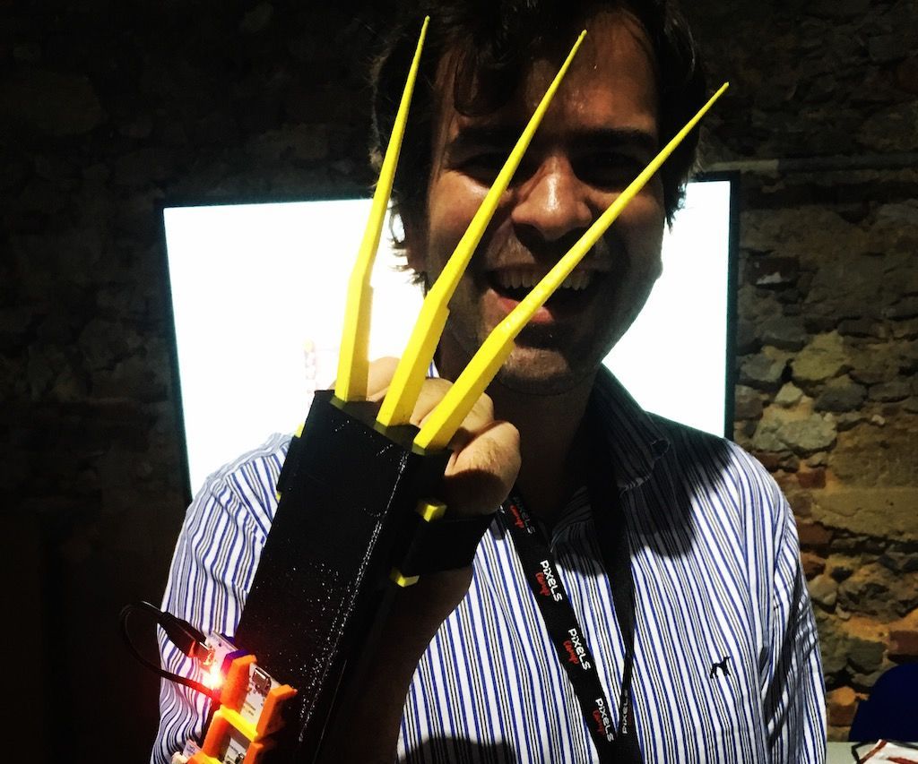 Wolverino: Muscle-controlled Fully Automatic DiY X-Men Wolverine Claws ...