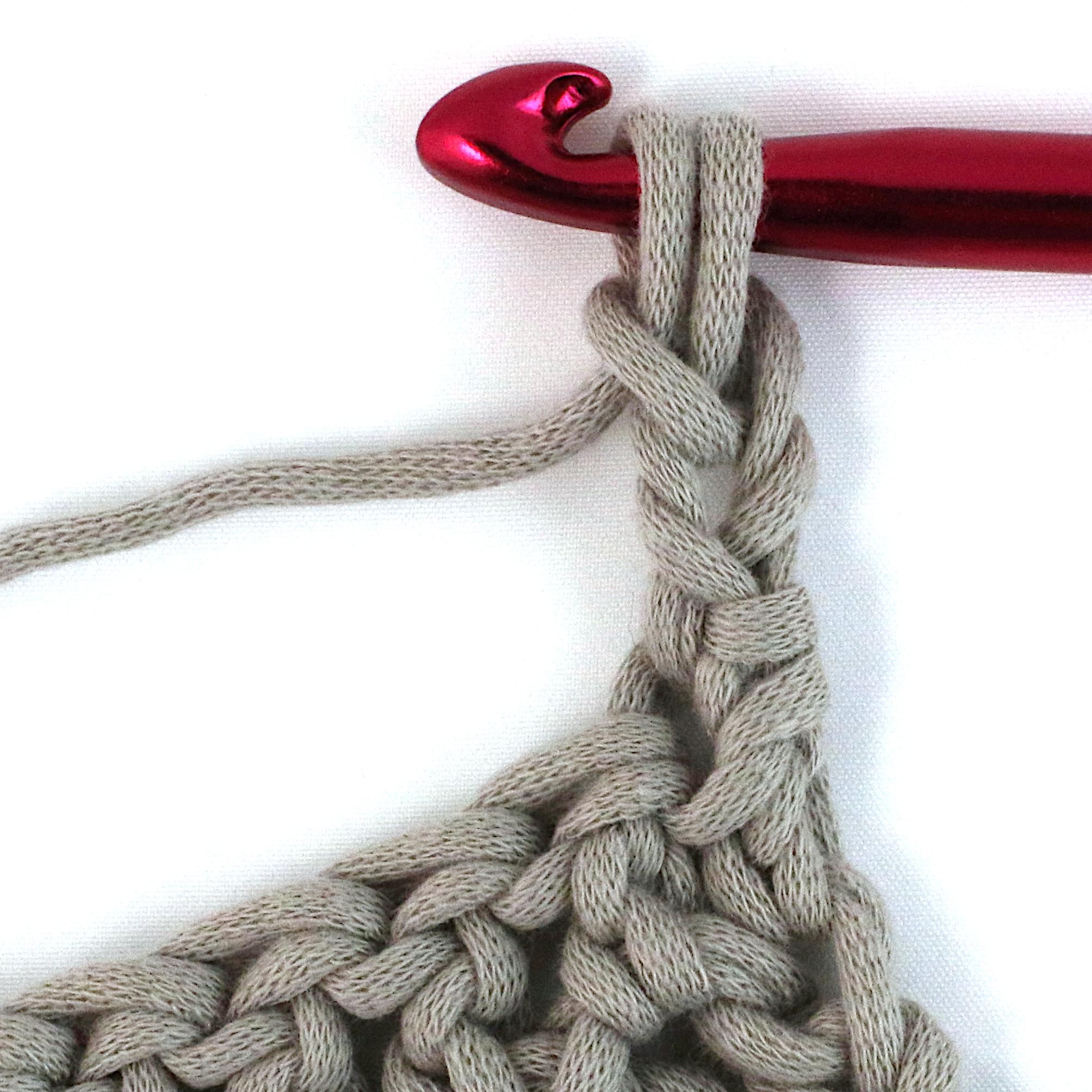 Crochet Turning Chain Alternatives : 5 Steps (with Pictures ...