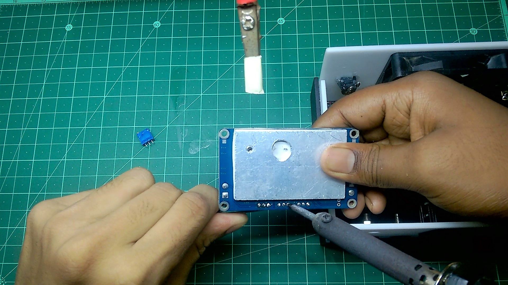 DIY Variable Power Supply With Adjustable Voltage and Current : 14 ...