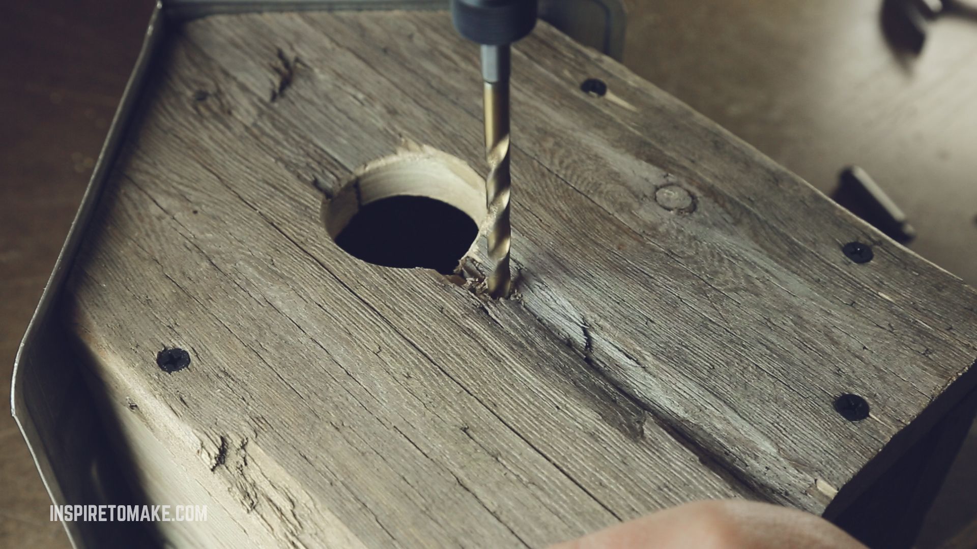 How to Make a Birdhouse : 9 Steps (with Pictures) - Instructables