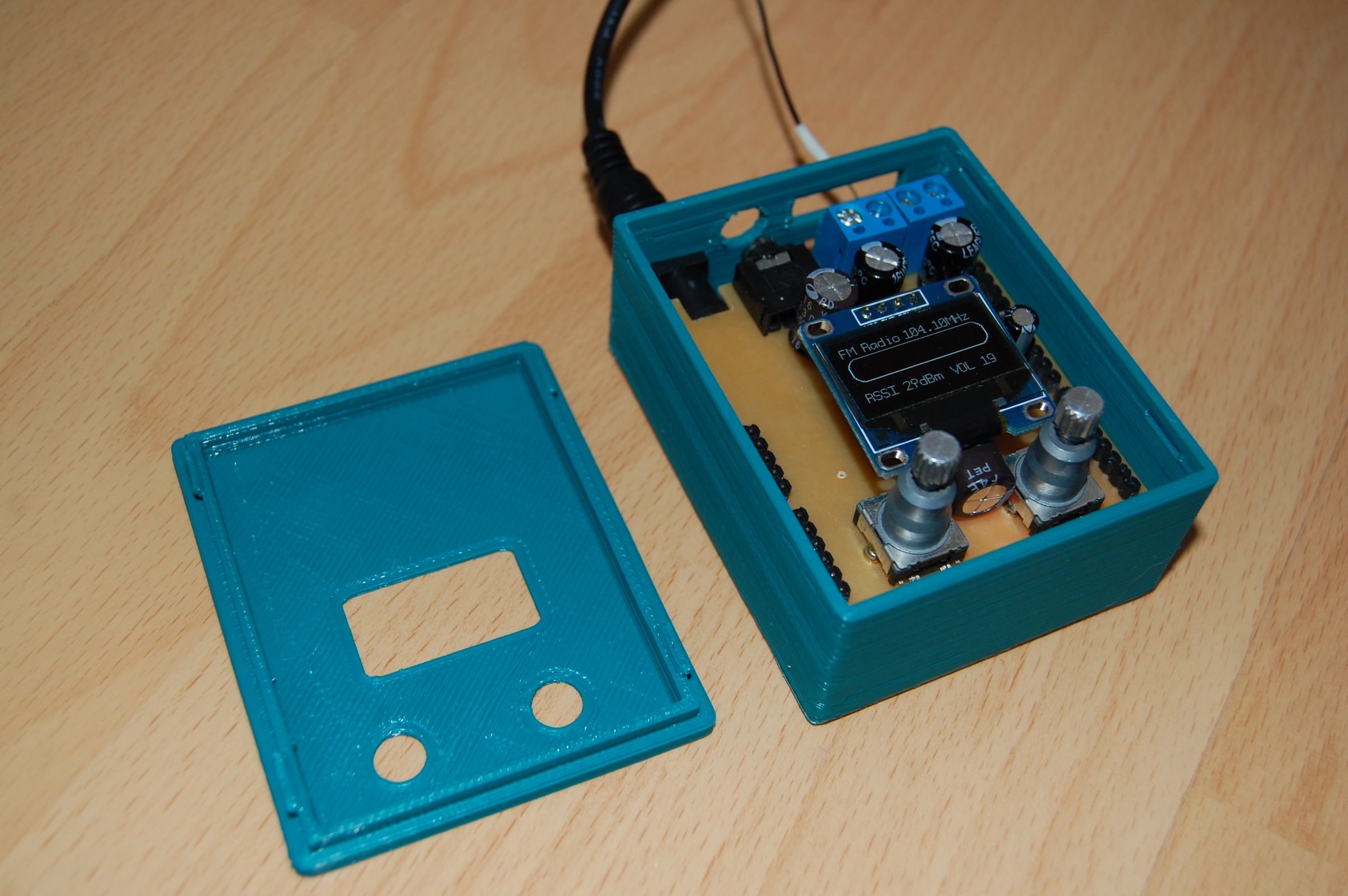 Si4703 FM Radio Arduino Uno Schield : 6 Steps (with Pictures ...