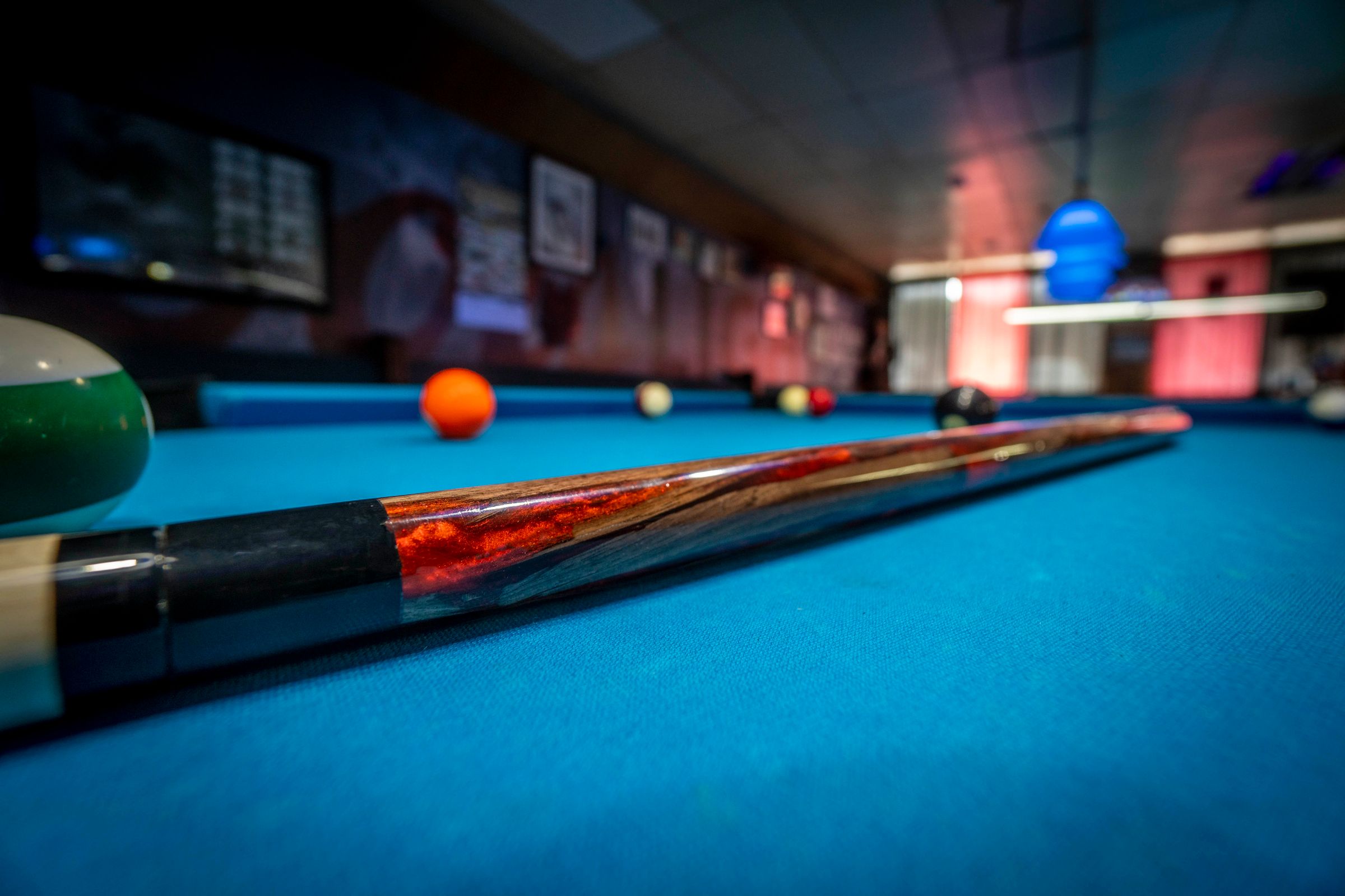 How to Make a Custom Hybrid Epoxy Pool Cue Using a Wood Lathe : 19 ...