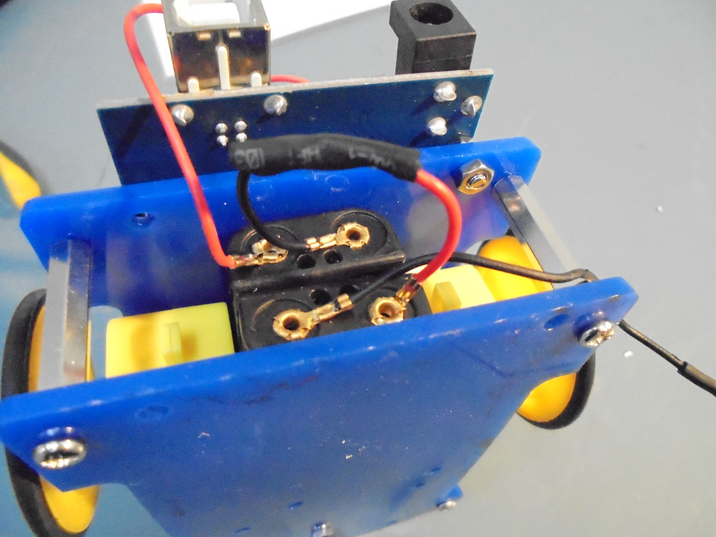 Mobile Phone Controlled Robot : 13 Steps (with Pictures) - Instructables