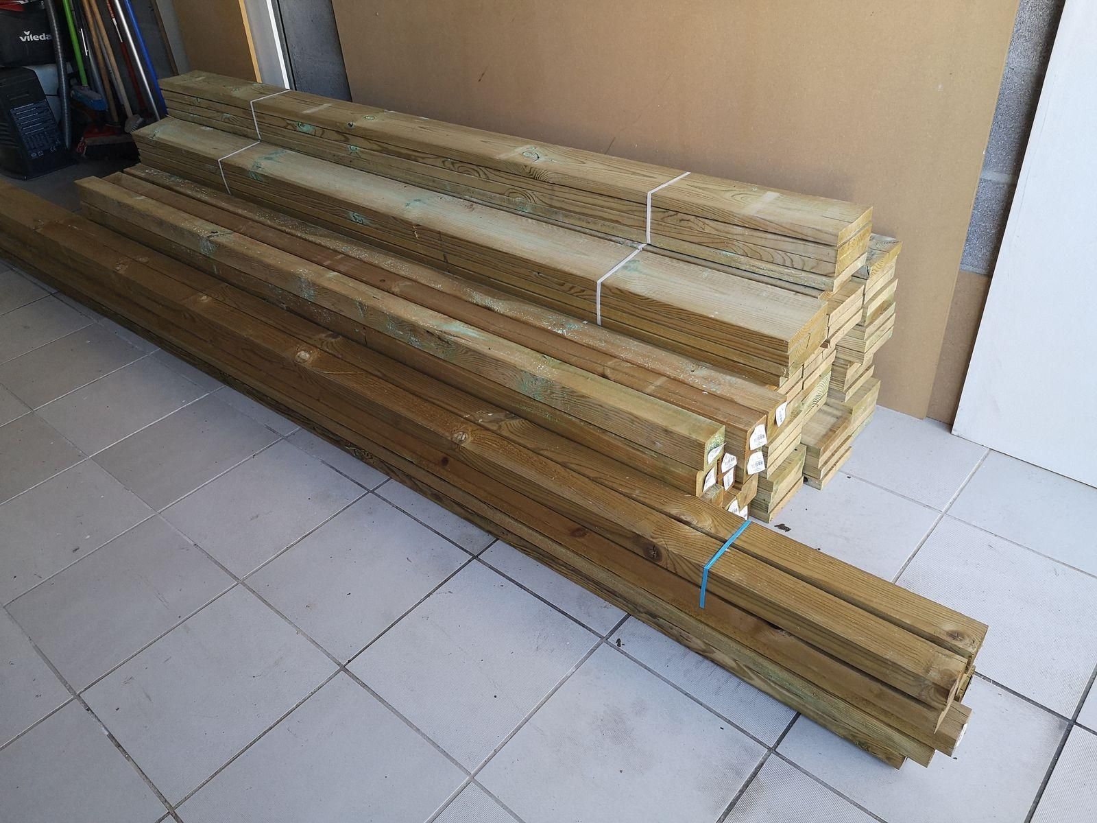 Make a Floating Deck for an Inflatable SPA, With a Motorized Cover ...