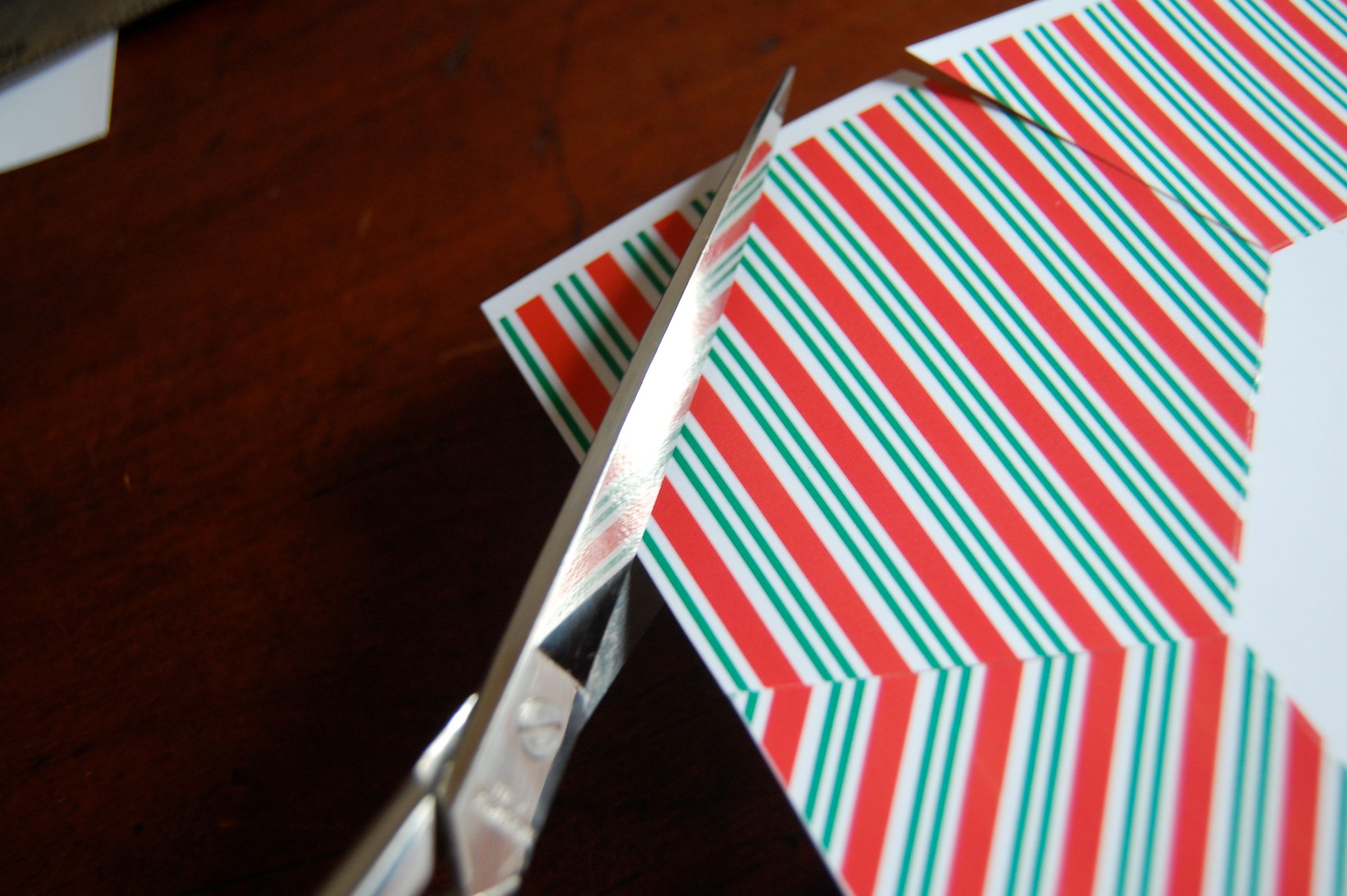 Customize This Simple Paper CD Cover : 5 Steps - Instructables