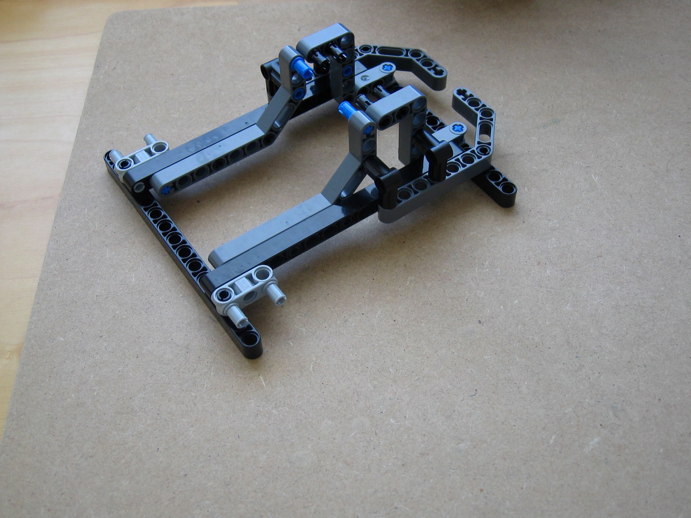 How to Build a Simple Robotic Arm From Lego Mindstorms NXT? : 9 Steps ...