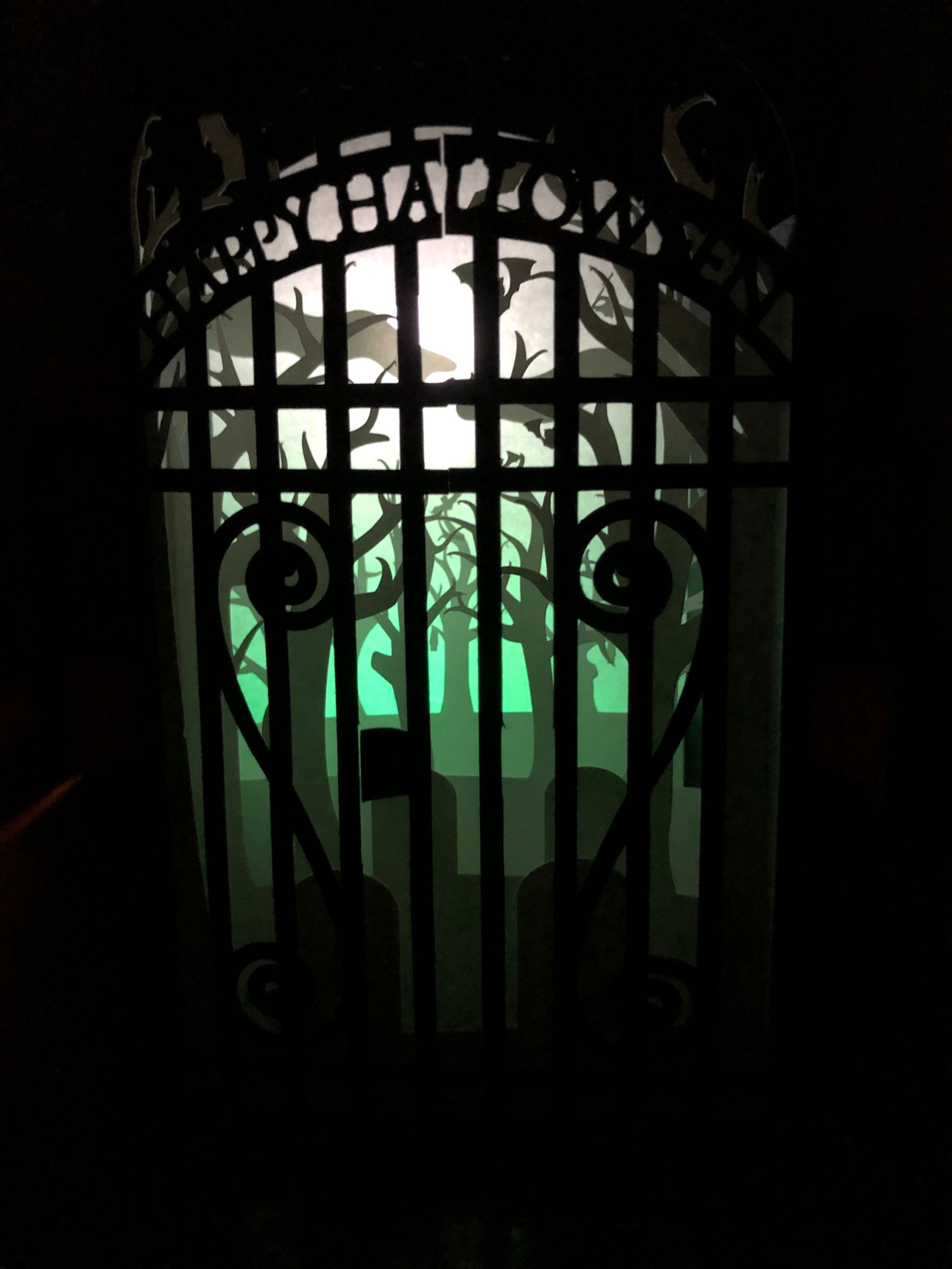 Spooky Cemetery Lightbox Card : 4 Steps (with Pictures) - Instructables