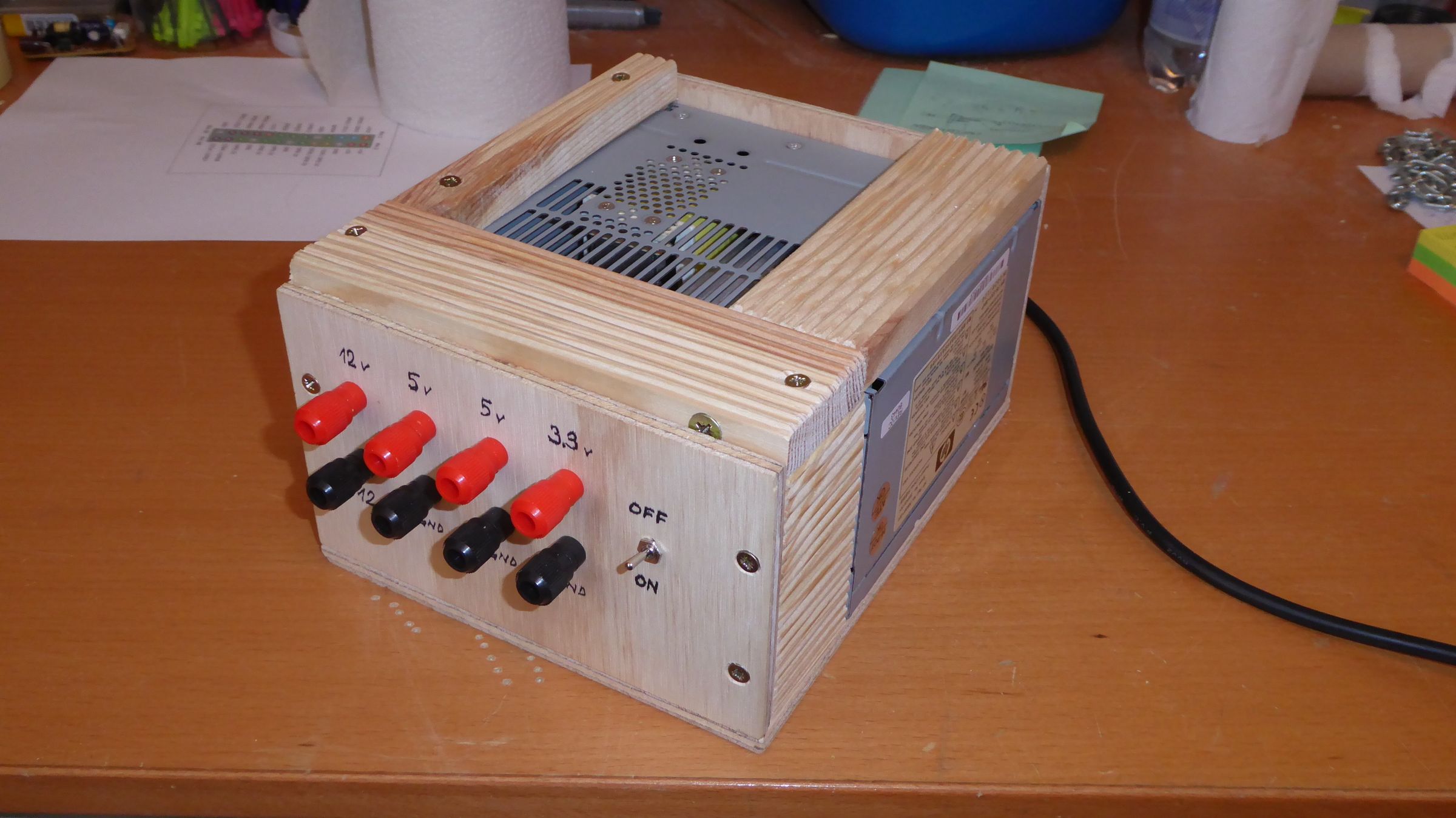 A Simple Bench Variable Power Supply : 8 Steps (with Pictures) - Instructables
