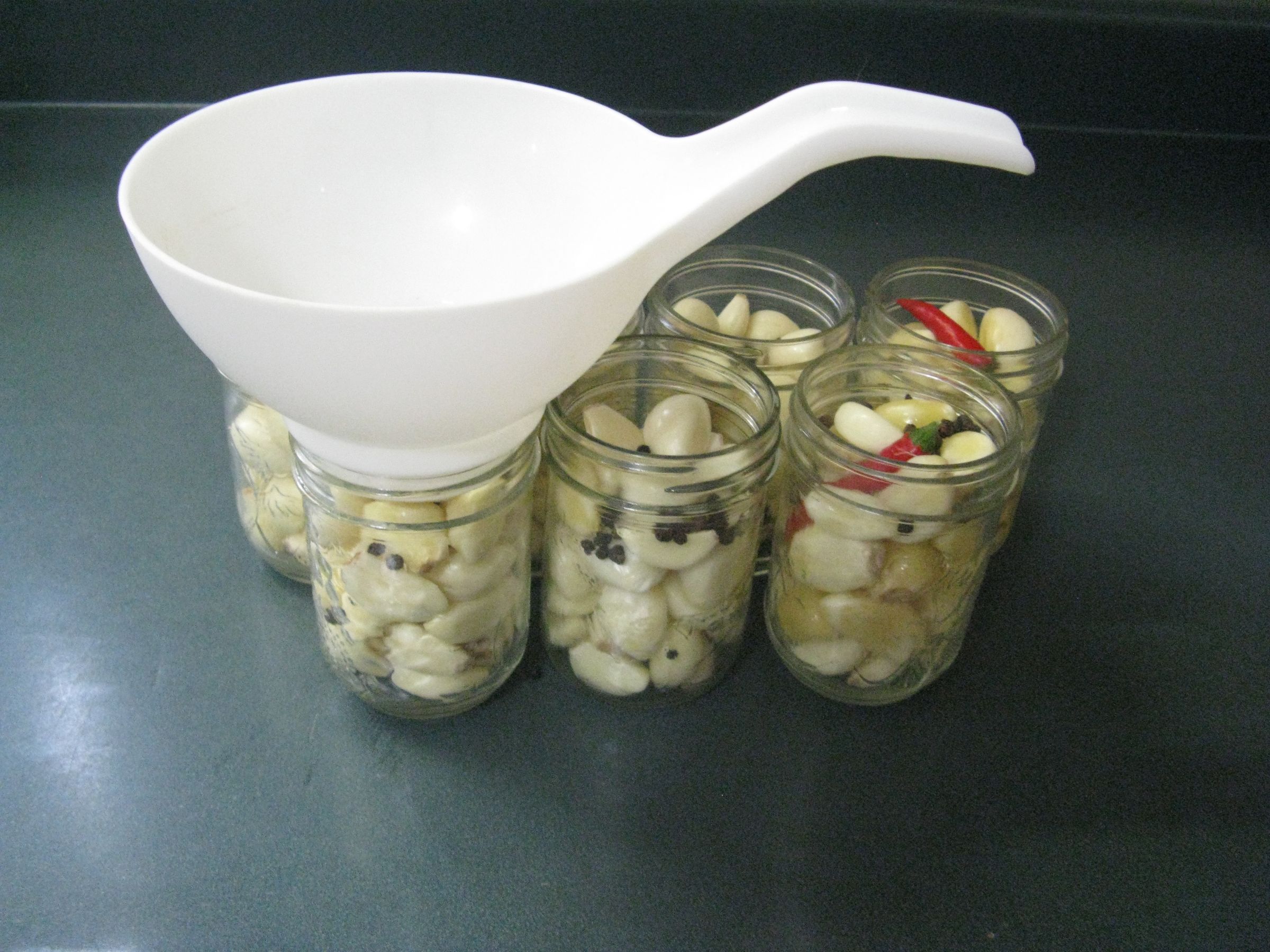 How to Pickle Garlic : 7 Steps (with Pictures) - Instructables