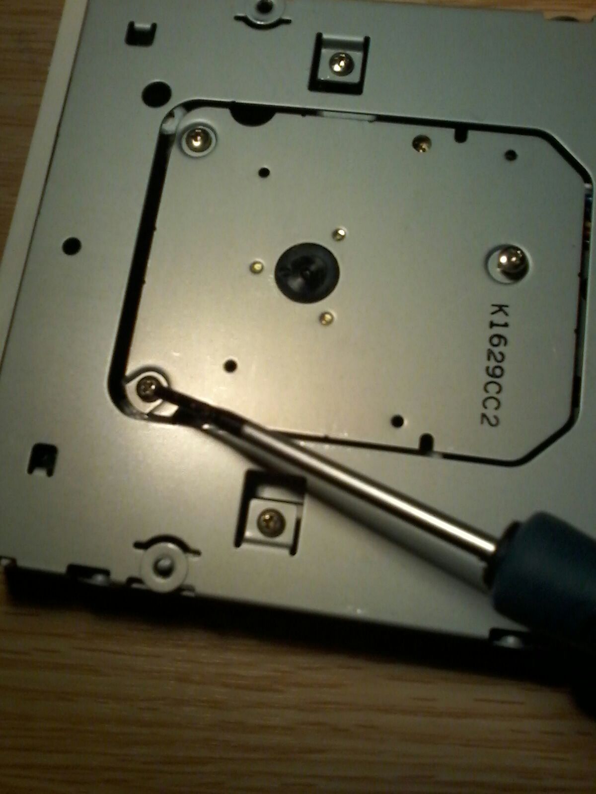 Taking Apart a Floppy Disk Drive : 16 Steps (with Pictures) - Instructables