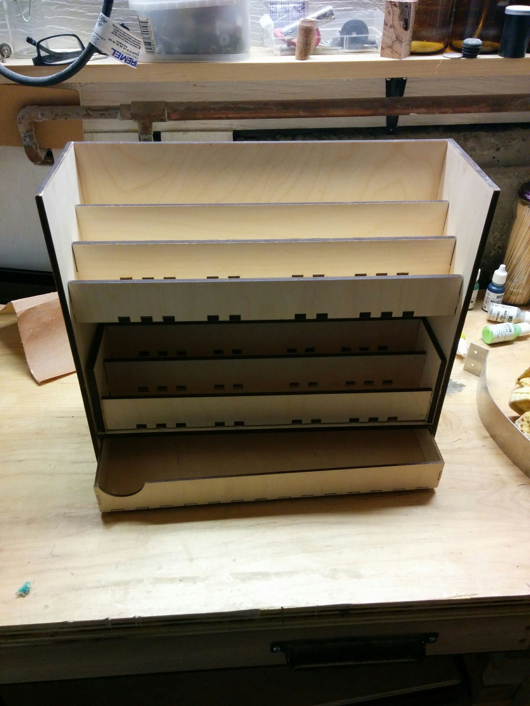 The Paint Caddy : 6 Steps (with Pictures) - Instructables