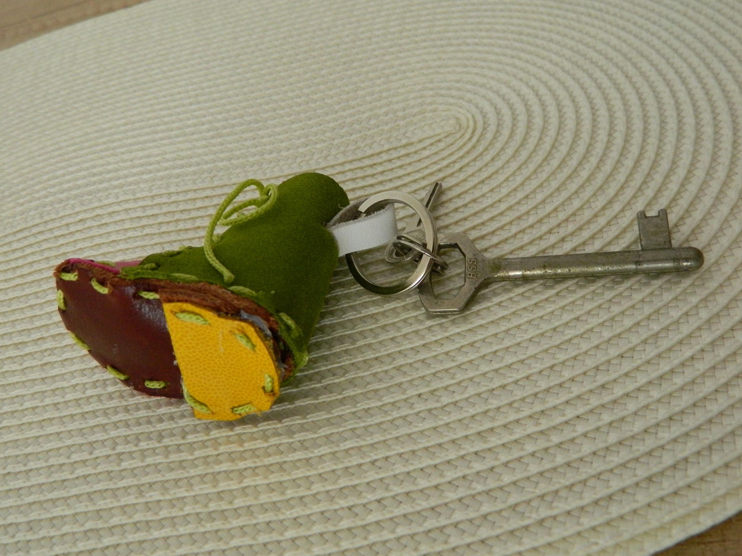 Leather Shoe Key Chain : 14 Steps (with Pictures) - Instructables