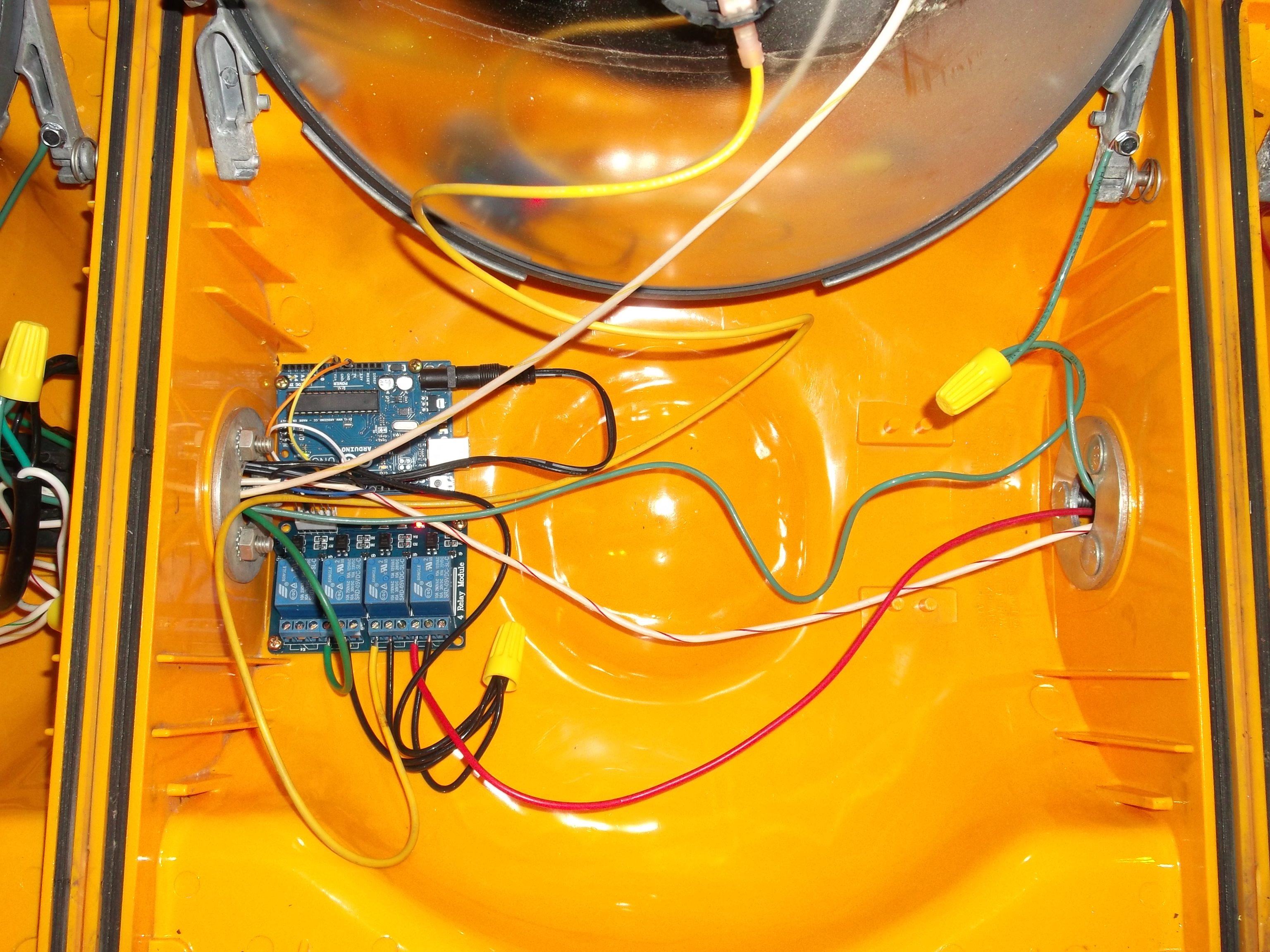 Traffic Signal / Stop Light Wiring With Arduino Controller : 7 Steps ...