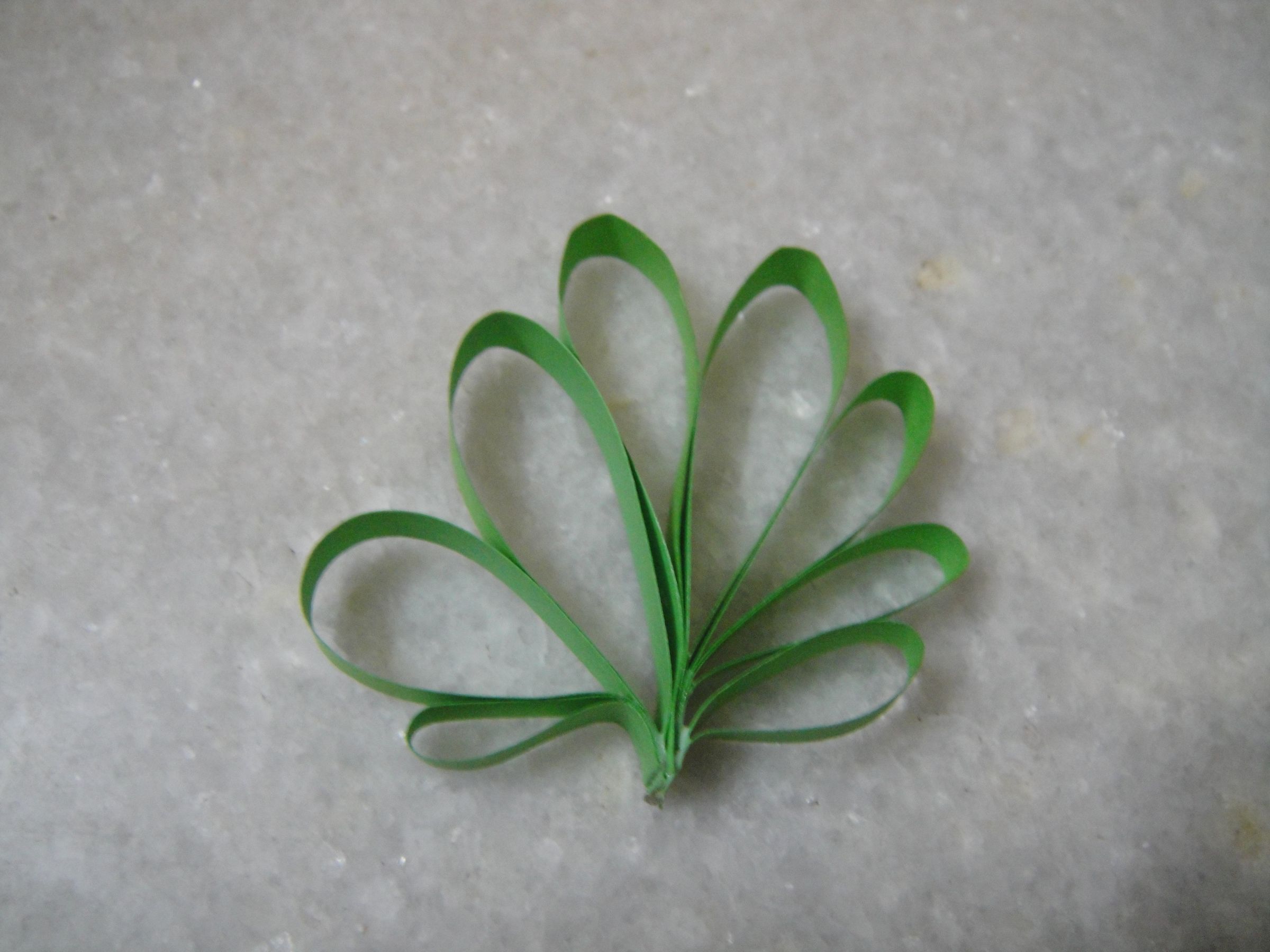 Quilled Paper Pond : 6 Steps (with Pictures) - Instructables