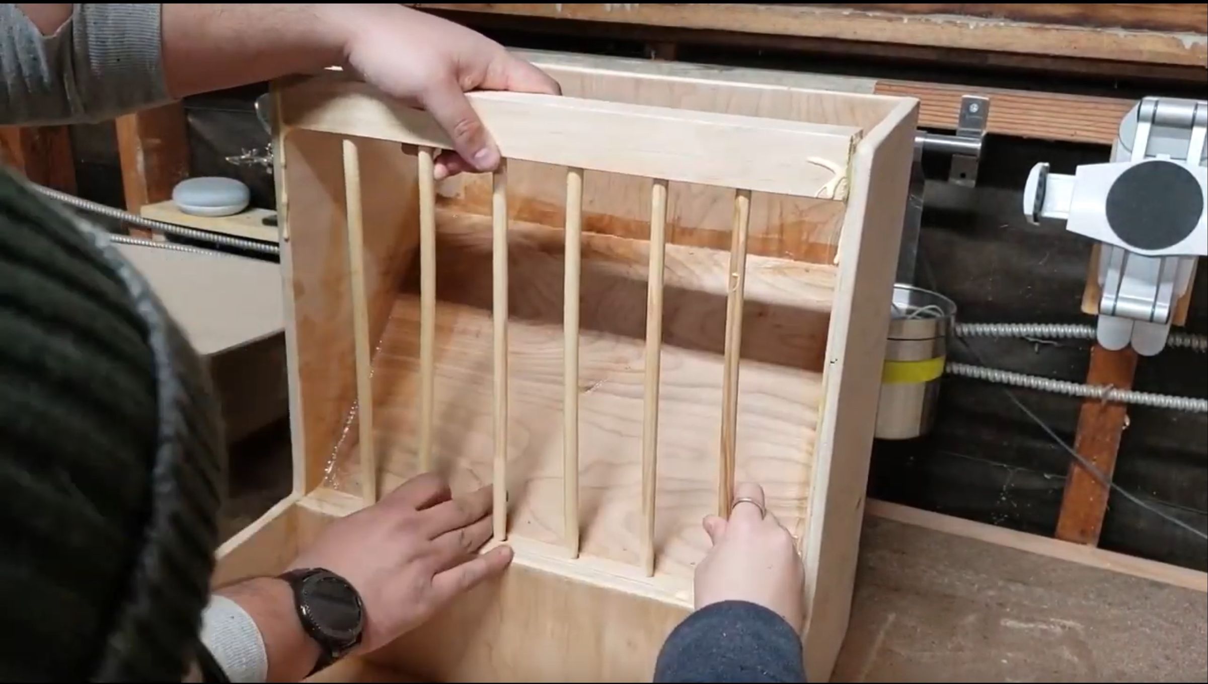 Rabbit Hay Feeder and Litter Box : 5 Steps - Instructables
