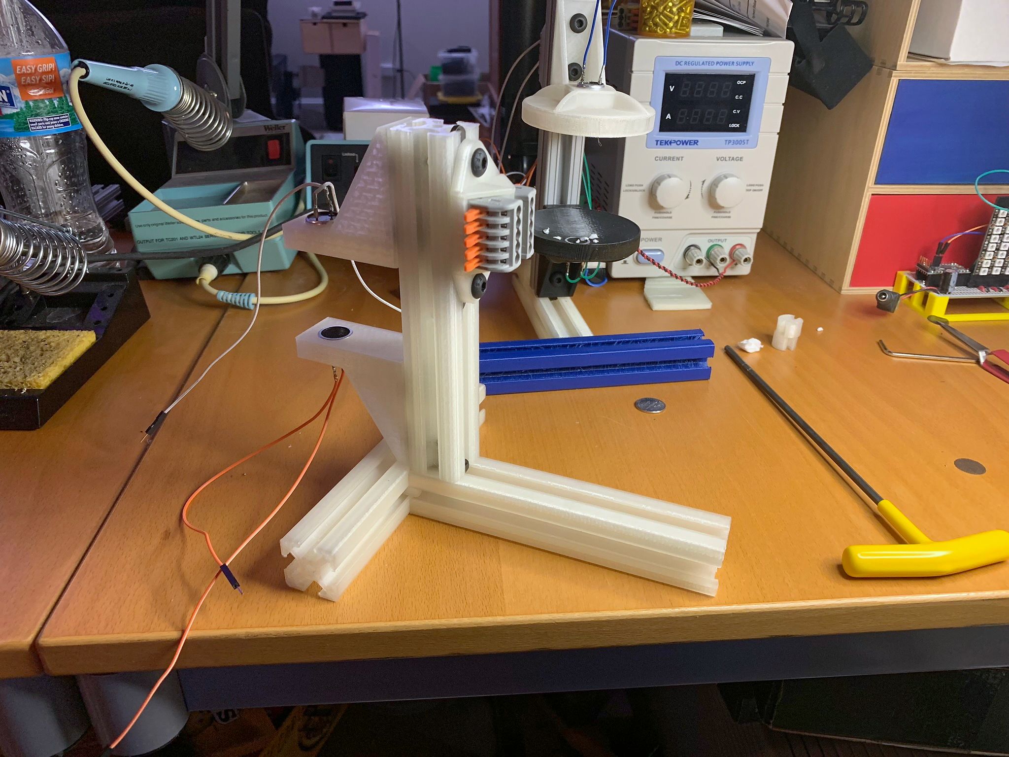 A Simple Stand for an Acoustic Levitator MiniLev : 12 Steps (with ...