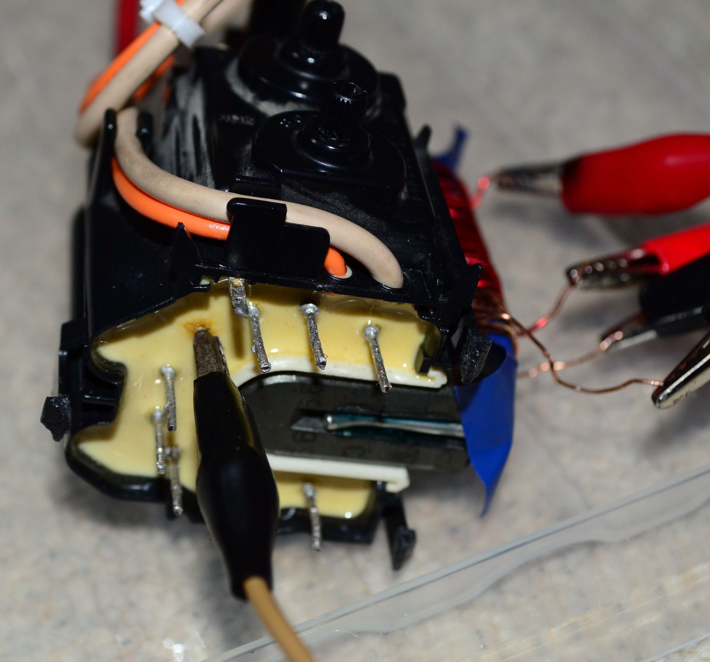 Flyback Transformer Driver for Beginners : 11 Steps (with Pictures ...