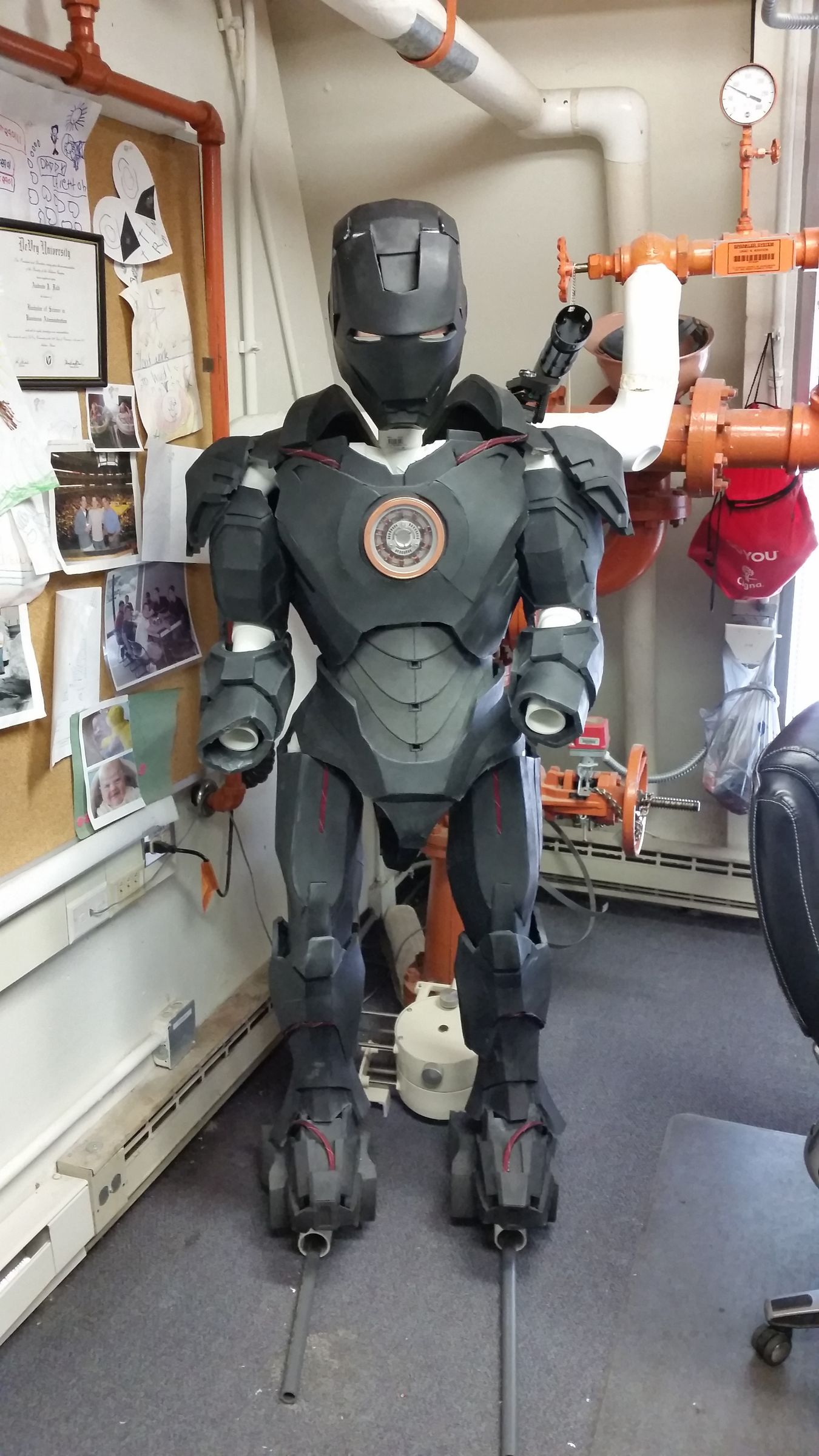 Iron Man Suit : 6 Steps (with Pictures) - Instructables