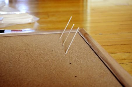 Thread Organizer Out of a Cork Board and Toothpicks : 7 Steps (with ...
