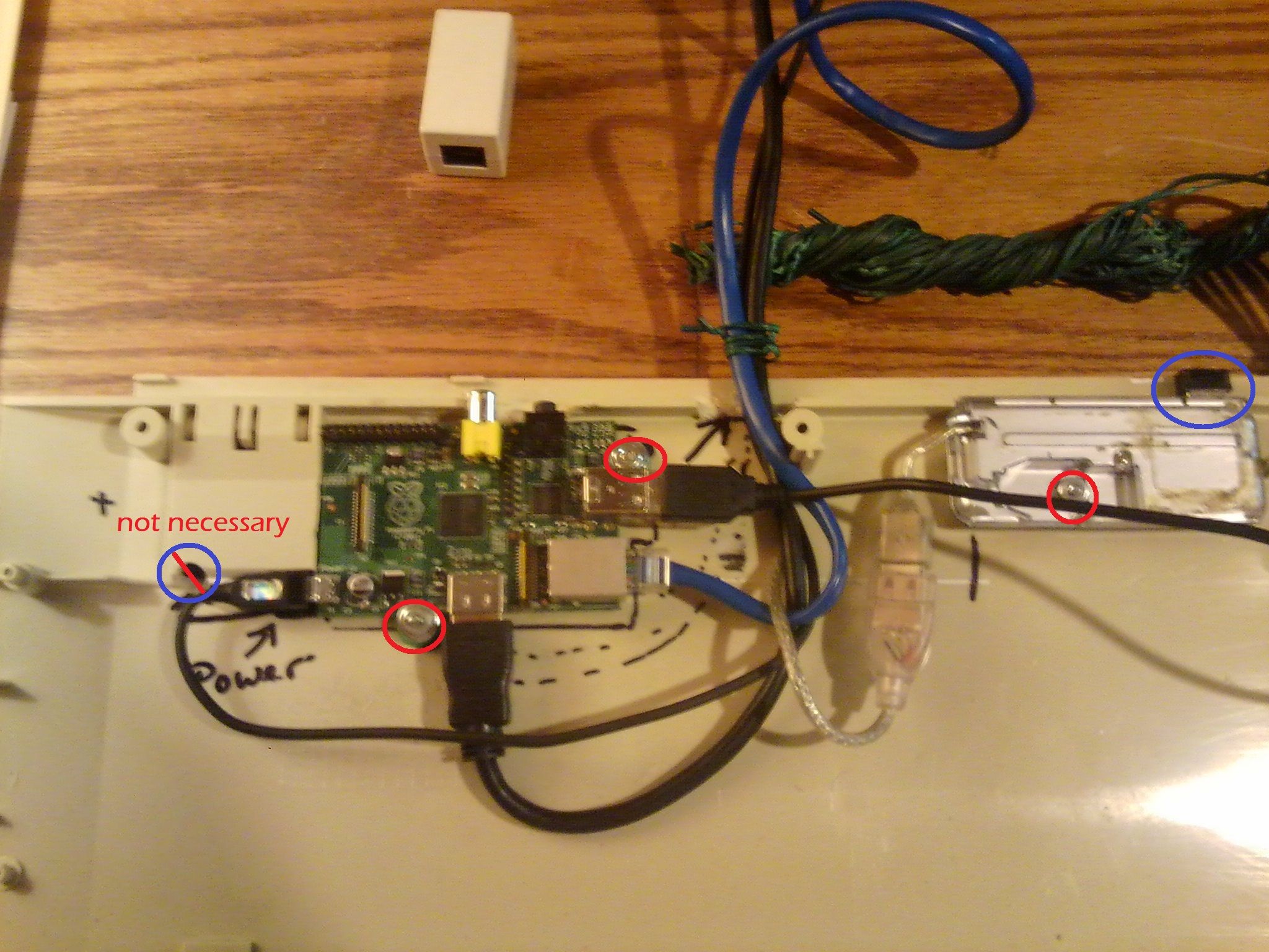Turn a Keyboard Into a Raspberry Pi Case for Around $20 or Less. : 18 ...