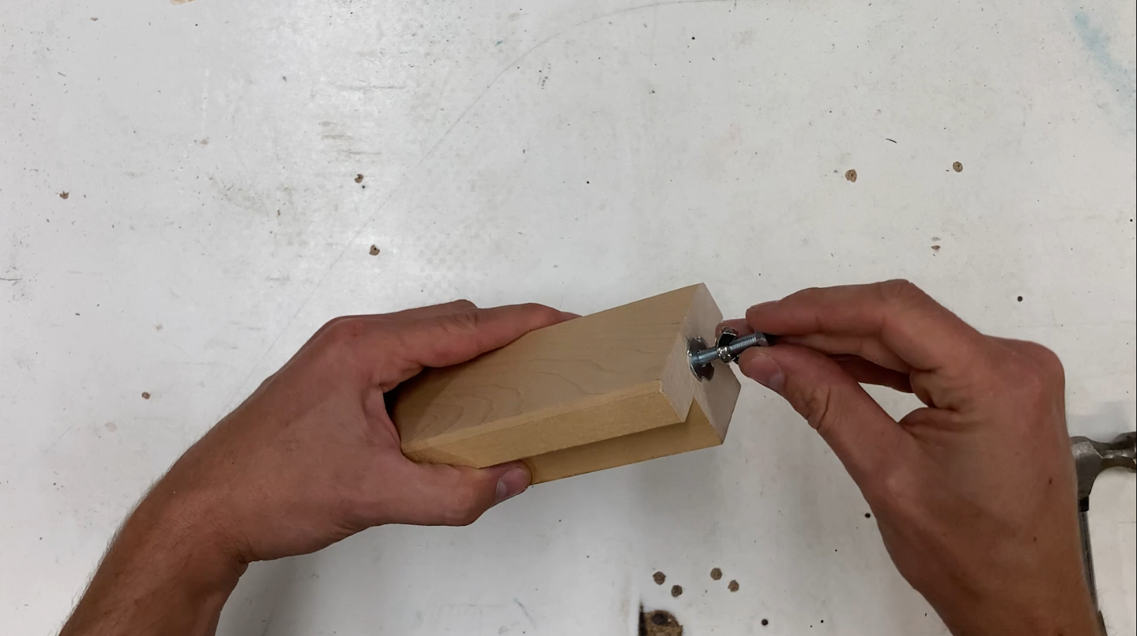 The Easiest Thin Strip Jig for the Table Saw : 4 Steps (with Pictures ...