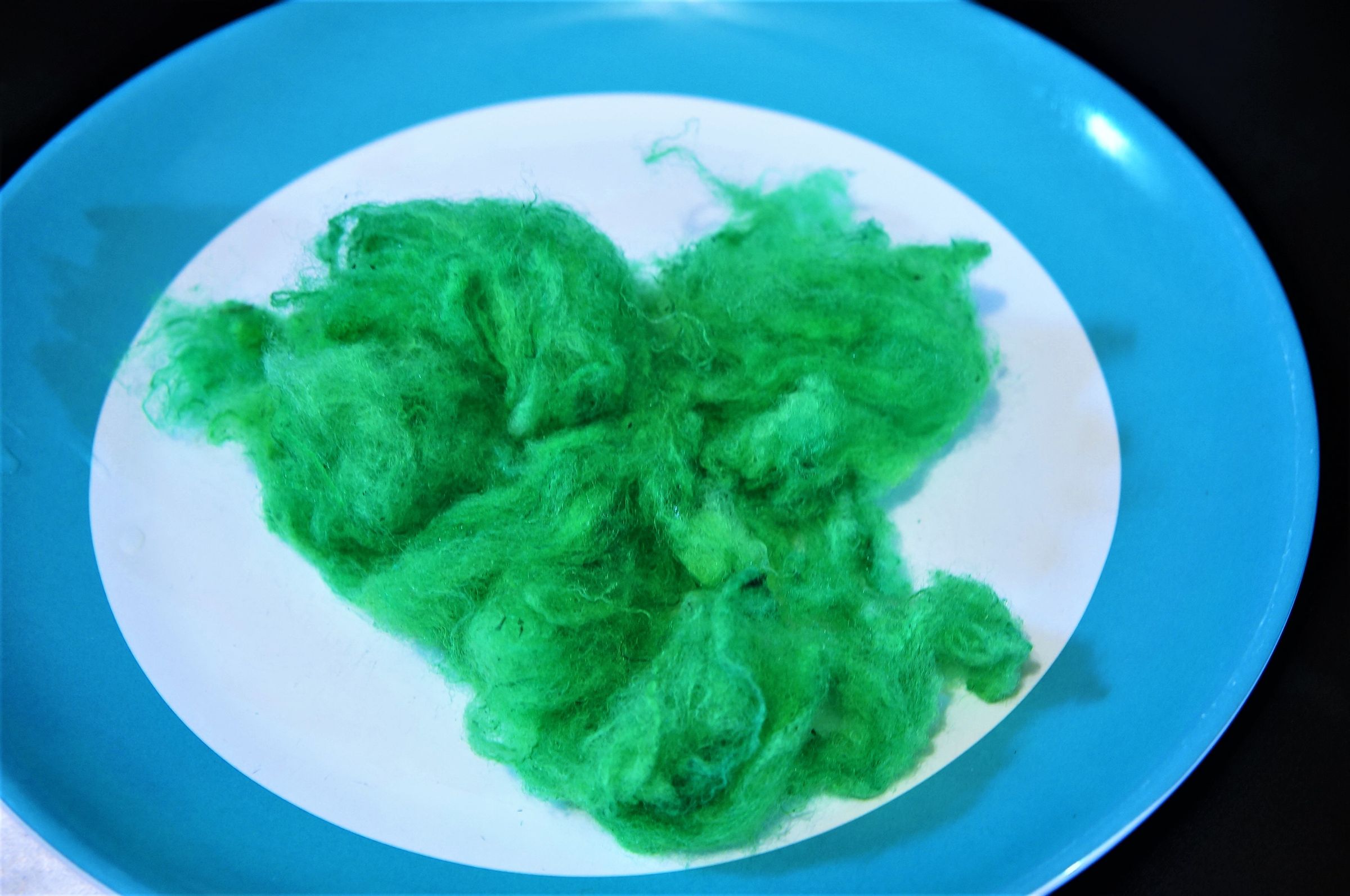 How to Process Card and Dye Raw Wool : 12 Steps (with Pictures ...