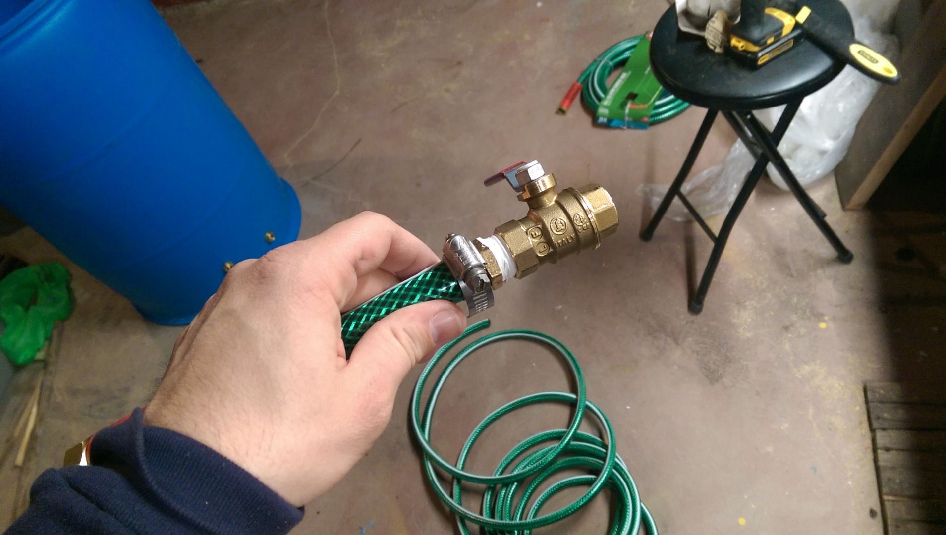 Automatic Hog Waterer : 10 Steps - Instructables