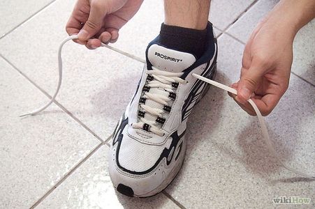 How to Tie Your Shoe : 7 Steps - Instructables