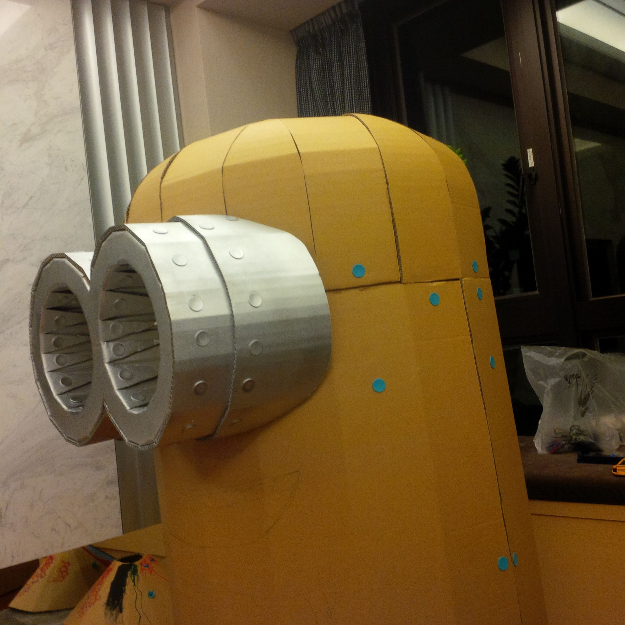 Cardboard Minion Halloween Costume (with Pictures) - Instructables