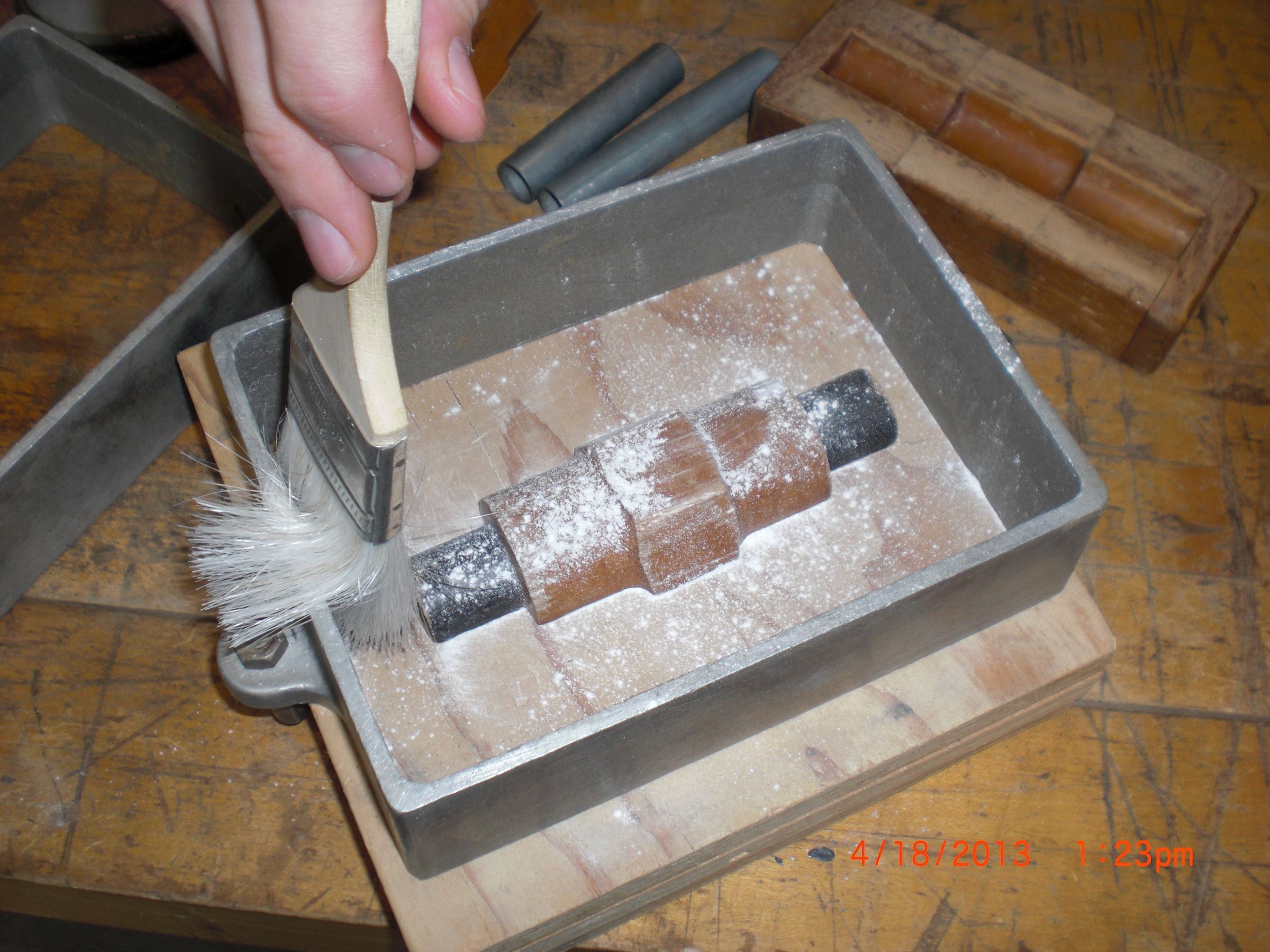 Green Sand Casting With Aluminum : 4 Steps - Instructables