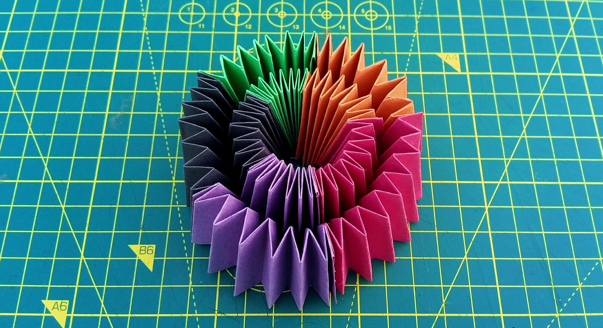 Mini Infinite Supernova : 7 Steps (with Pictures) - Instructables