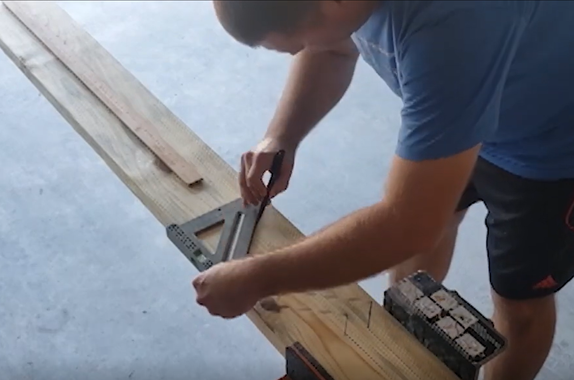 DIY Wicked Witch Broom : 13 Steps (with Pictures) - Instructables