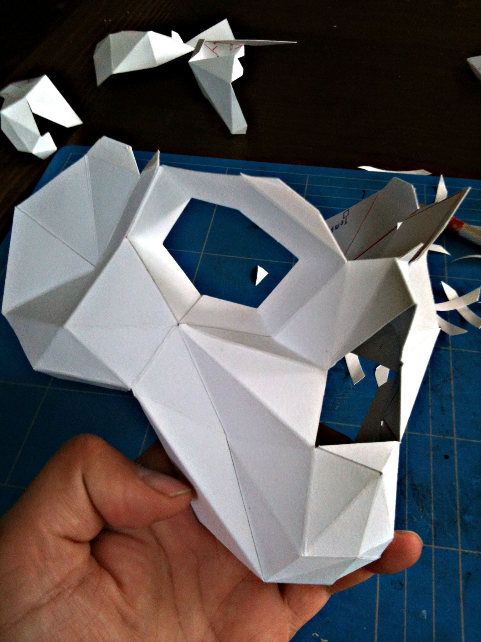 Bonus: Papercraft Skull Mask : 5 Steps (with Pictures) - Instructables
