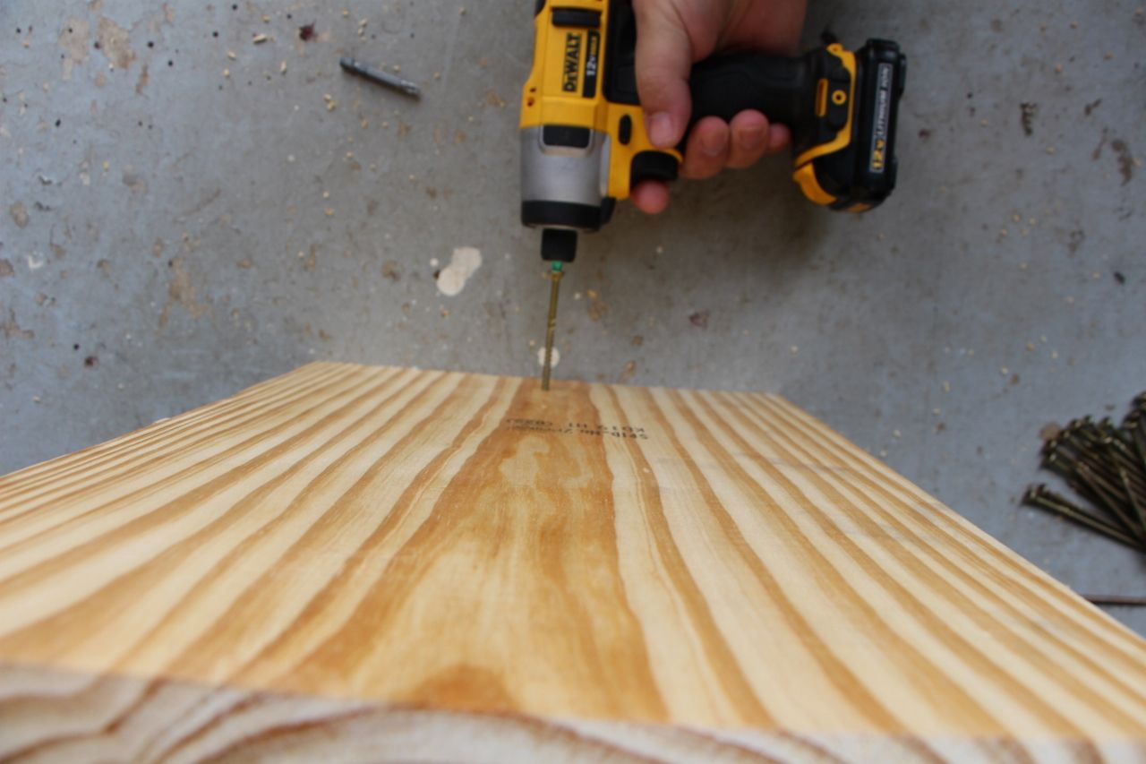 Sturdy Bench Seat Without Cutting a Single Board : 7 Steps (with ...