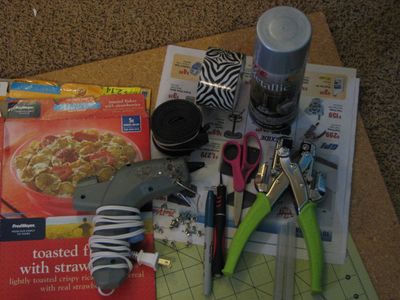 How to Make Greaves (Leg Armor) Out of Cardboard : 7 Steps (with ...