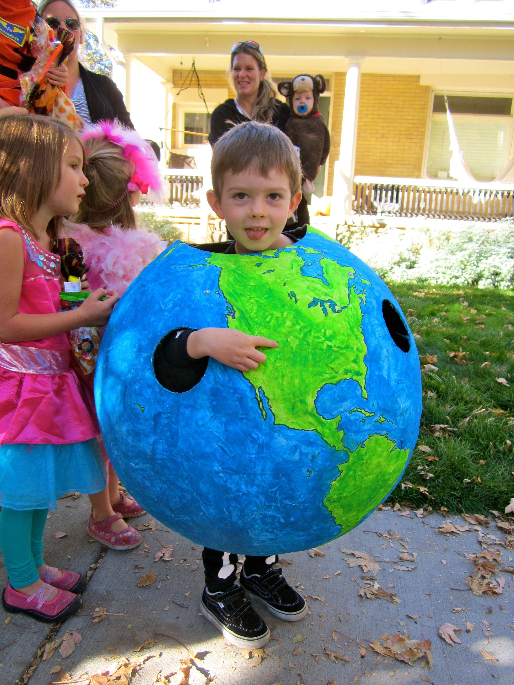 Globe Halloween Costume/Geography Lesson : 7 Steps (with Pictures ...
