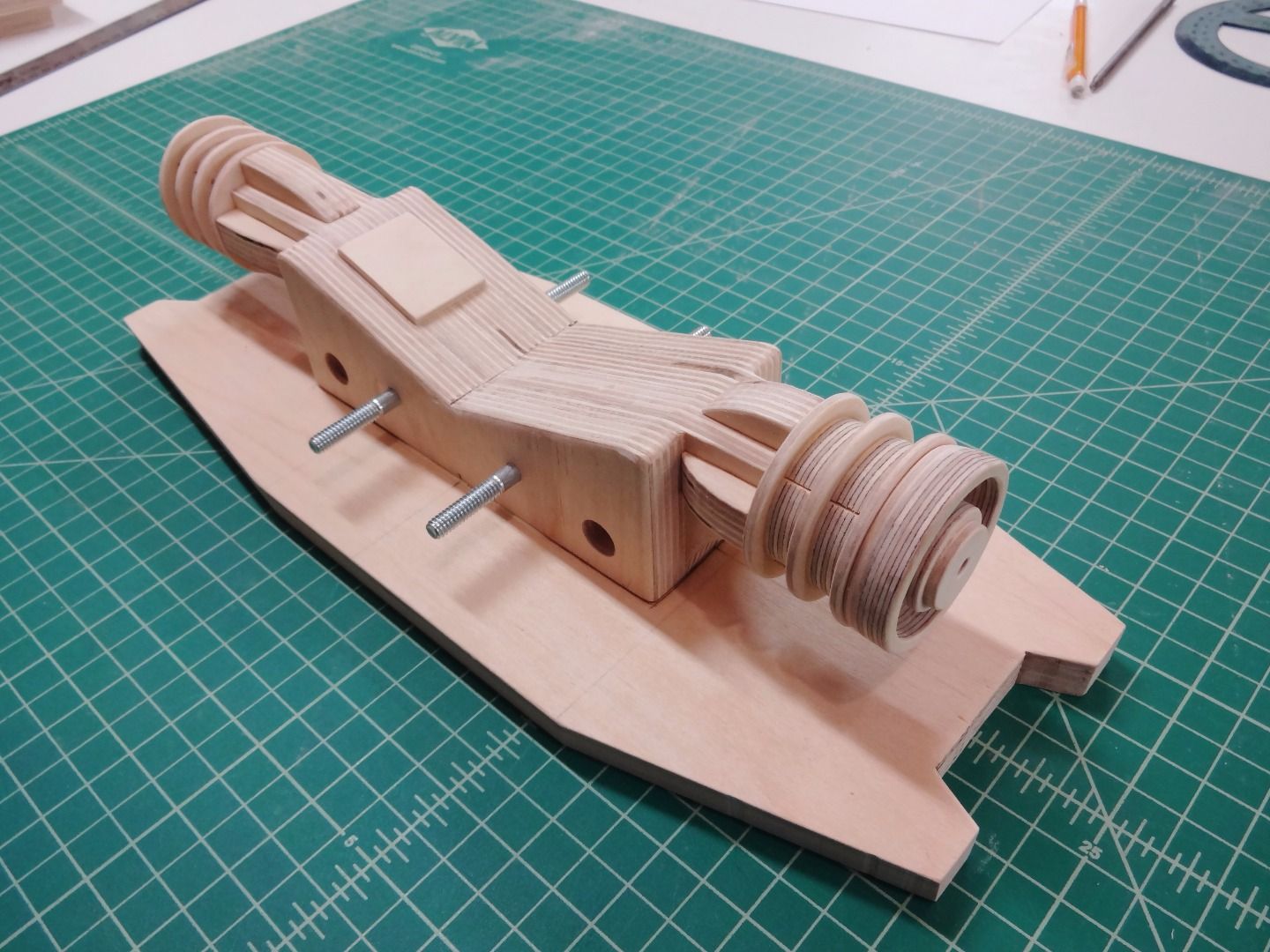 Wooden AT-AT Walker : 37 Steps (with Pictures) - Instructables