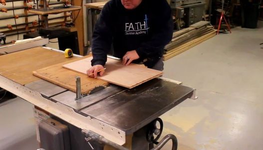 How to Make a Hidden Coffee Table : 6 Steps (with Pictures) - Instructables