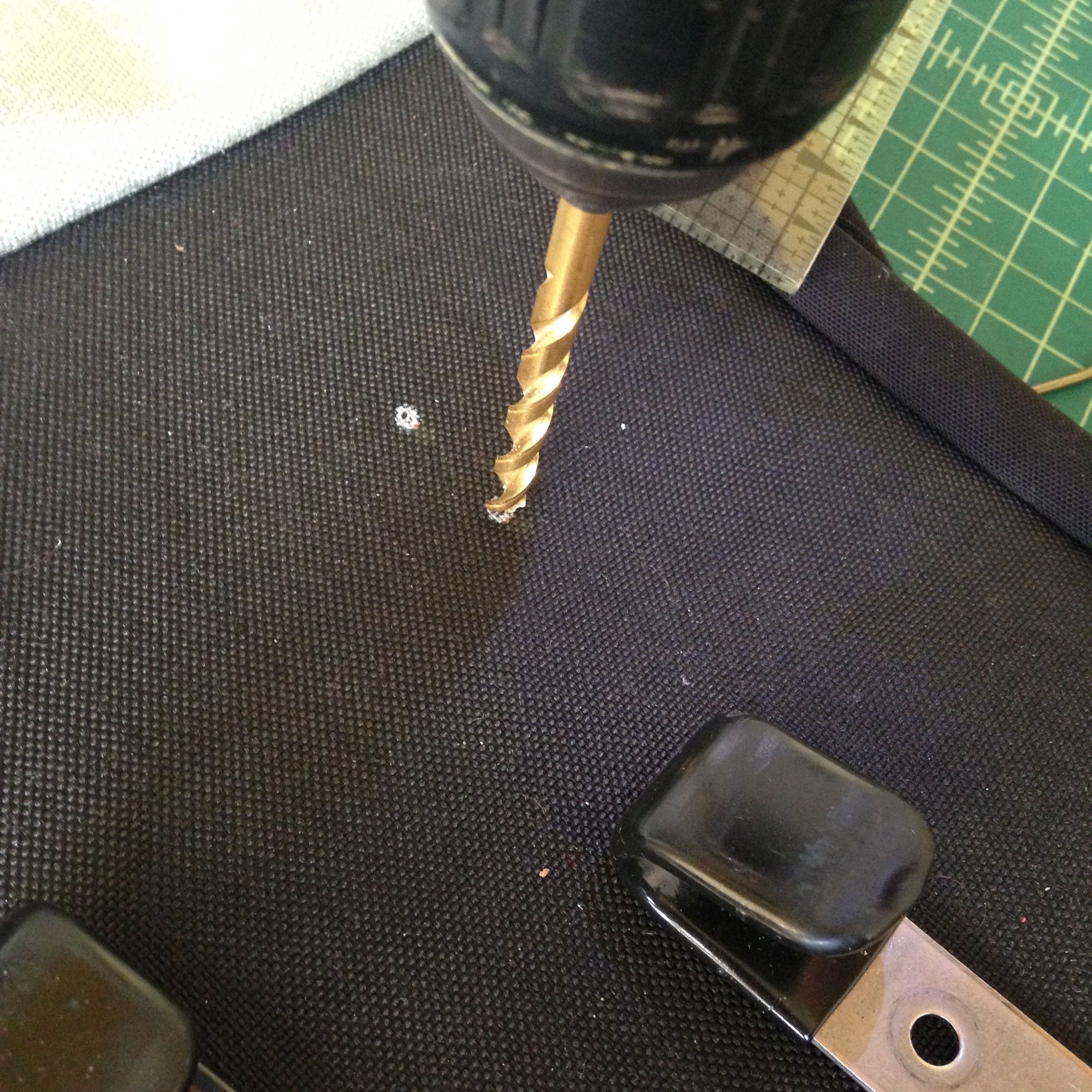 Bike Pannier From Scratch Using a Home Sewing Machine : 14 Steps (with ...