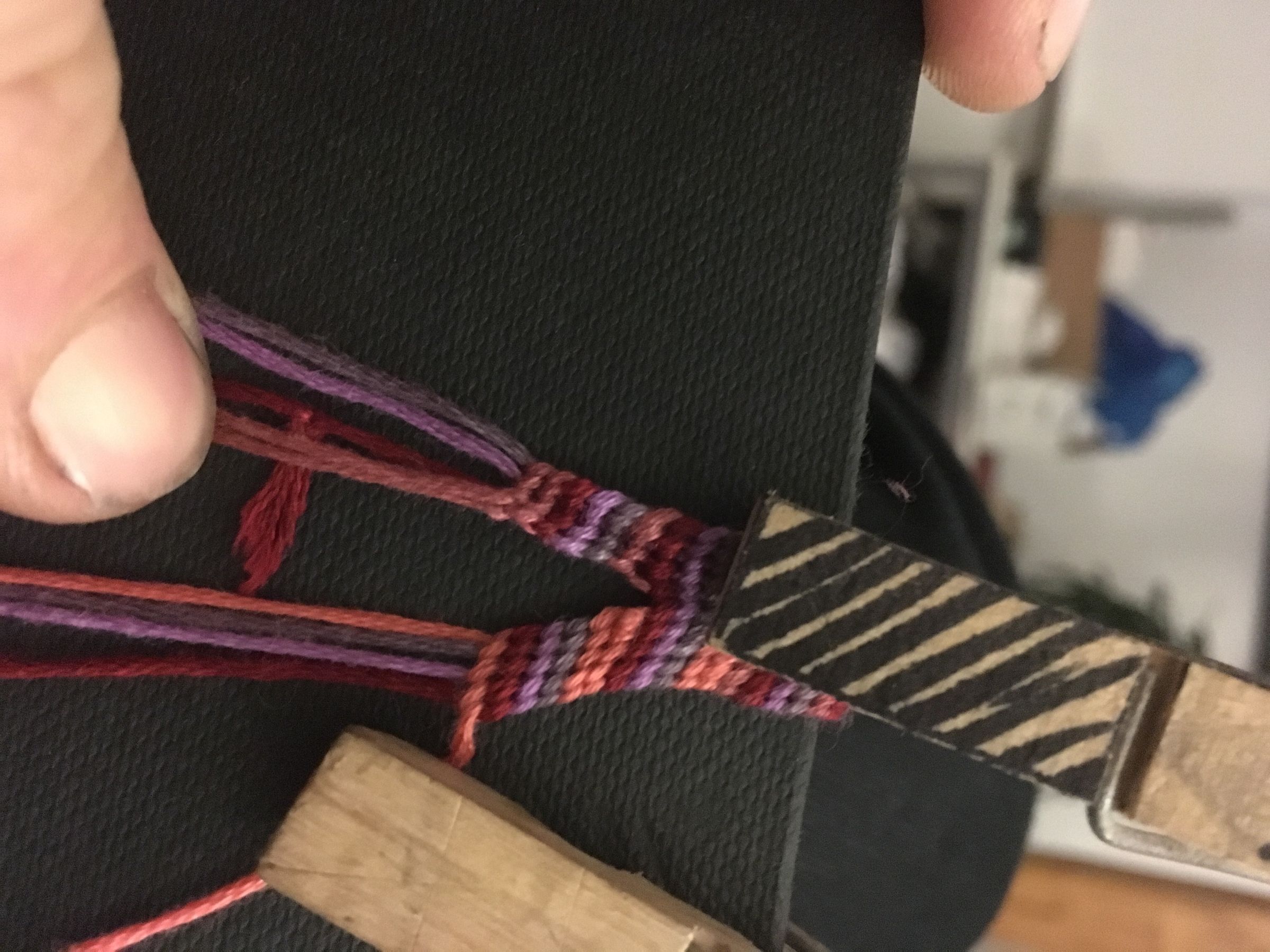 Weaving Without a Loom : 4 Steps (with Pictures) - Instructables