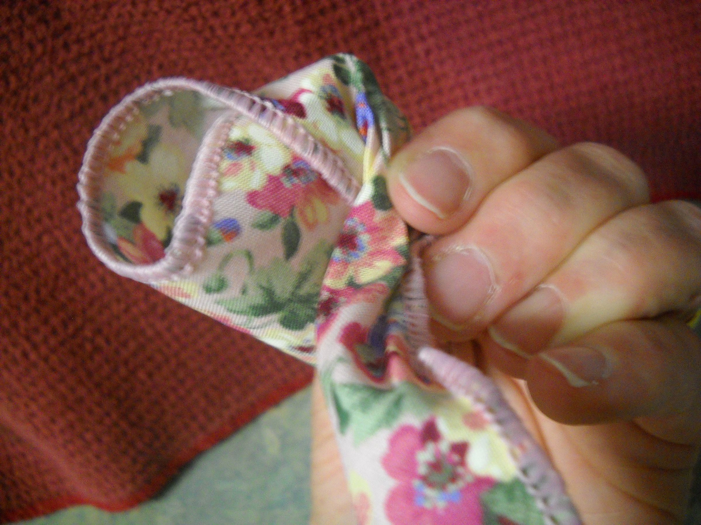 How to Tie a Florist Bow : 12 Steps (with Pictures) - Instructables