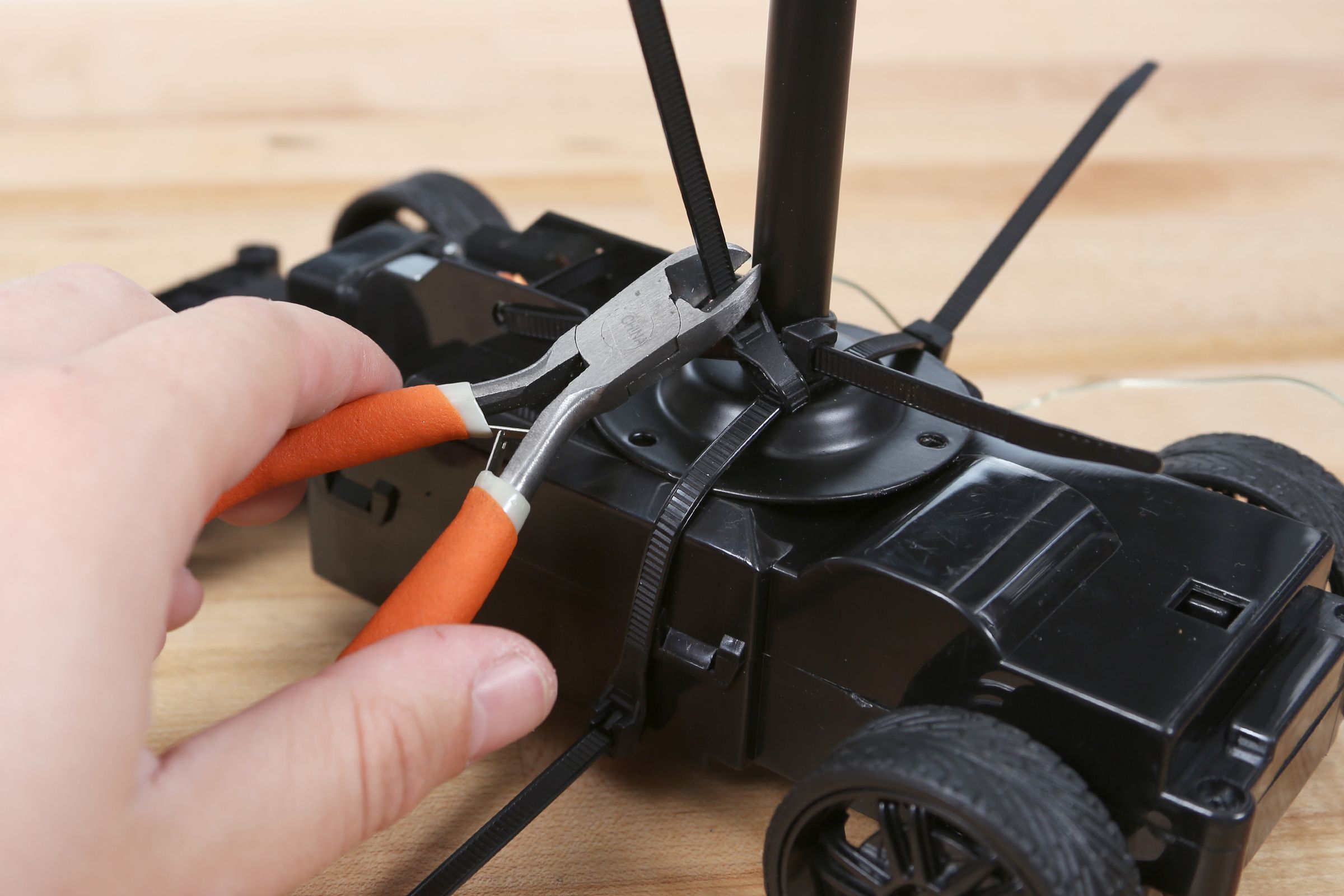 Internet-Controlled RC Car : 31 Steps (with Pictures) - Instructables