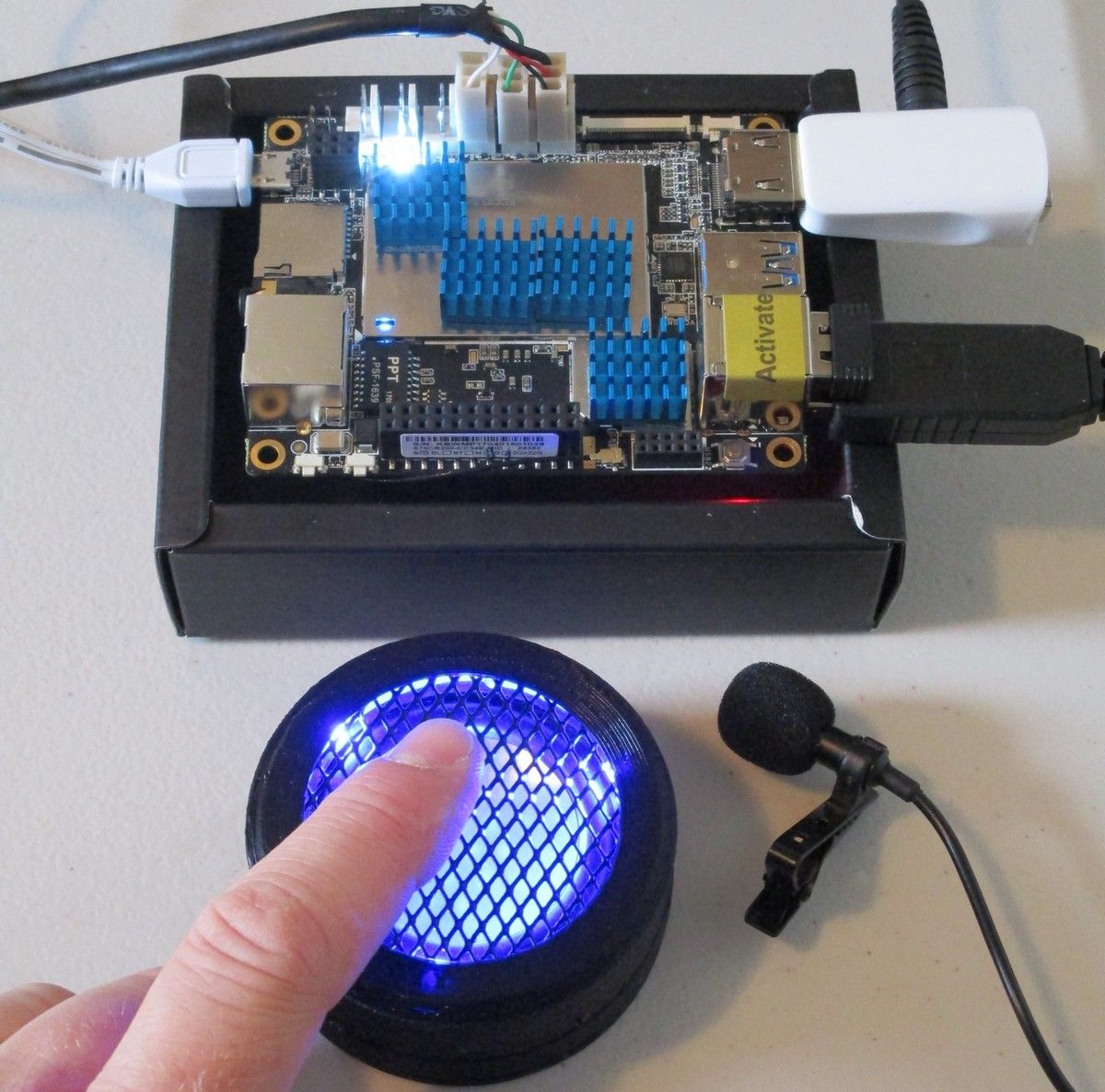 "MicroDot" for LattePanda (or Raspberry Pi) : 7 Steps (with Pictures) - Instructables