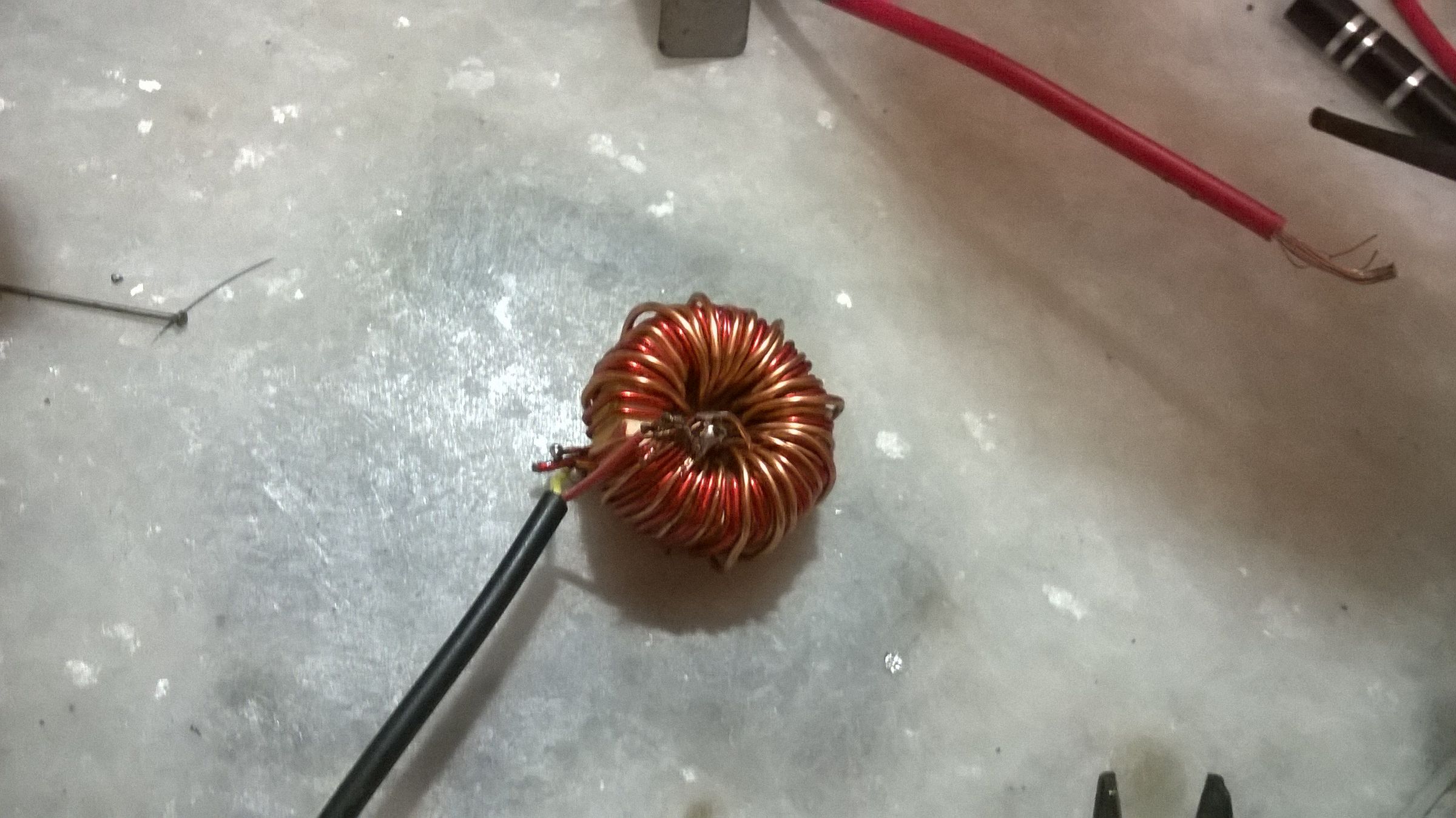 Handheld EMP Device : 8 Steps - Instructables